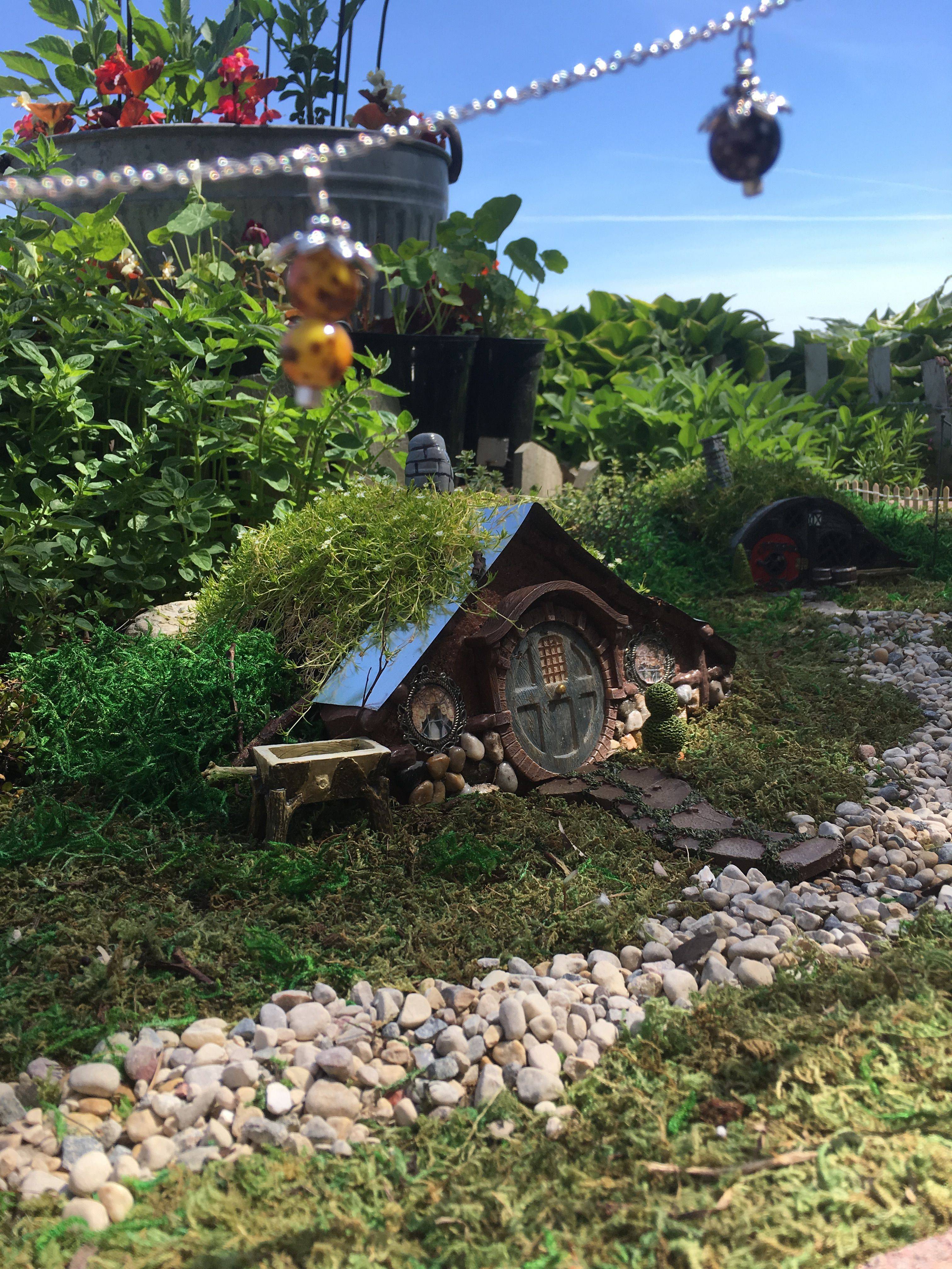 22 Hobbiton Garden Ideas You Must Look | SharonSable