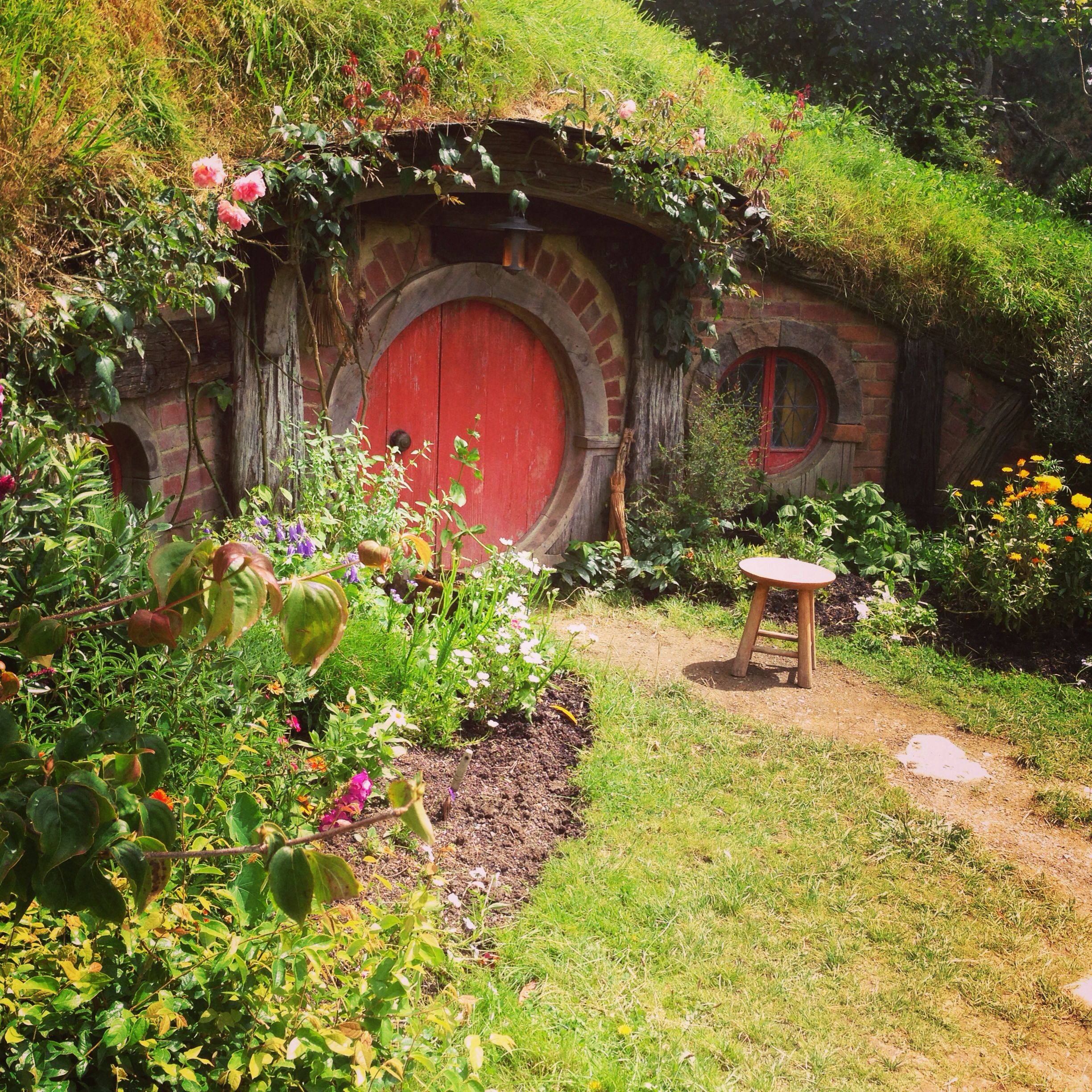22 Hobbiton Garden Ideas You Must Look | SharonSable