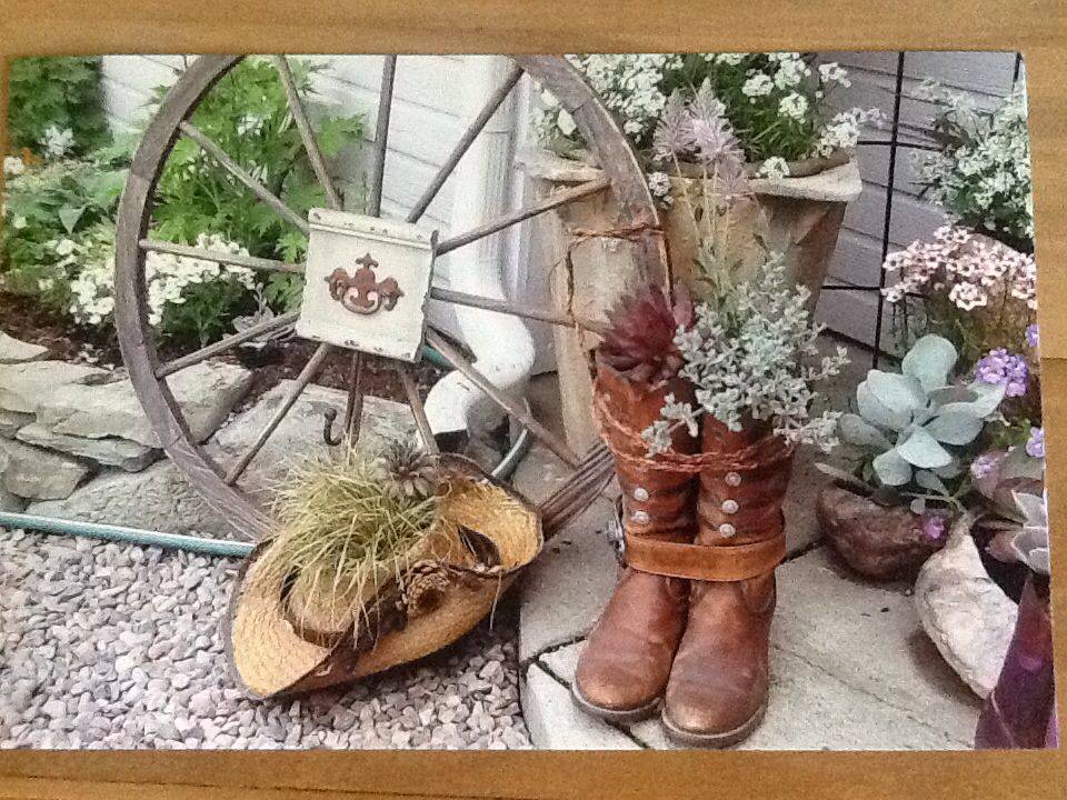 20 Western Outdoor Garden Decor Ideas To Try This Year | SharonSable