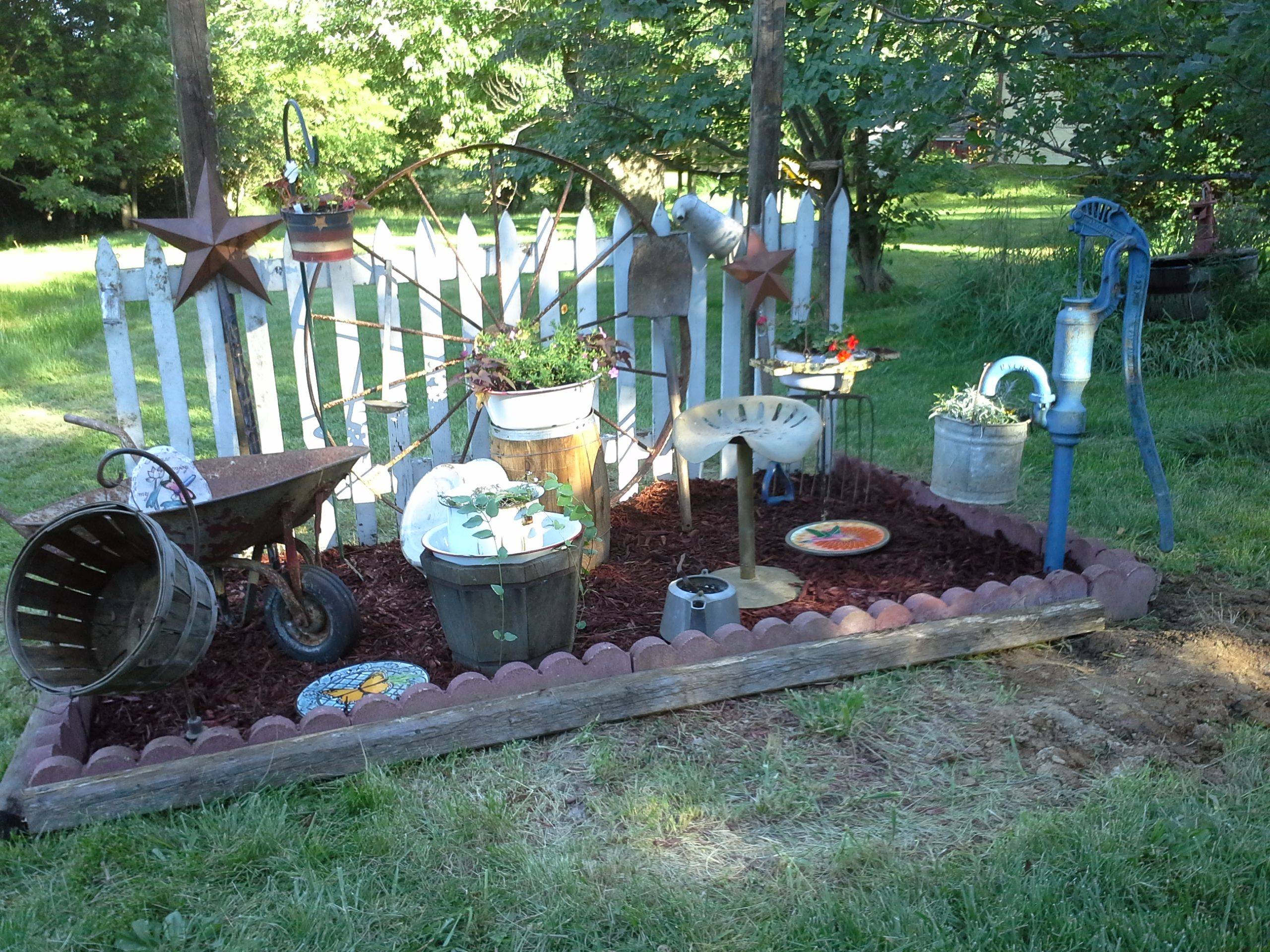 22 Primitive Garden Decor Ideas You Should Look | SharonSable