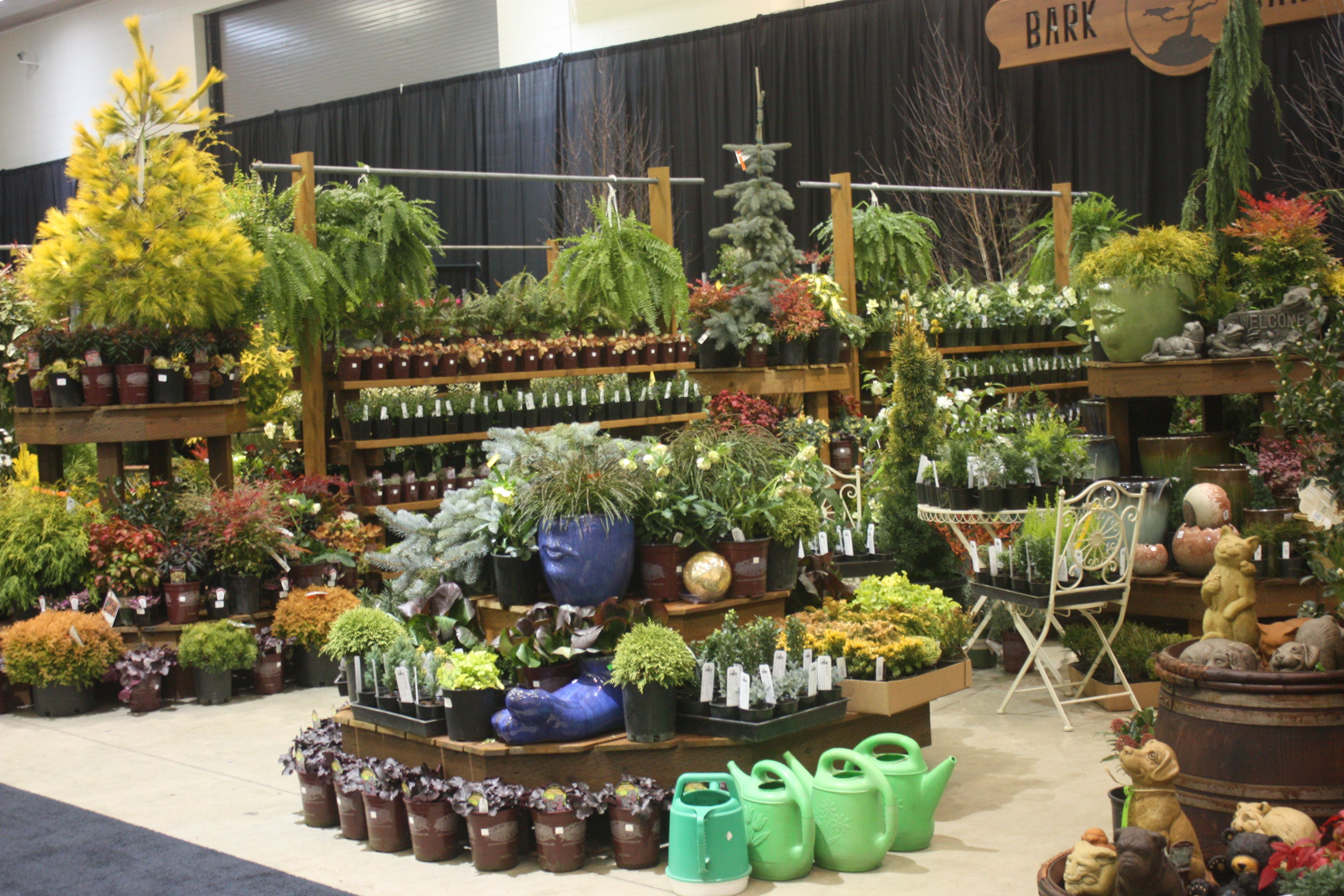 20 Awesome Garden Center Display Ideas Worth to Check | SharonSable