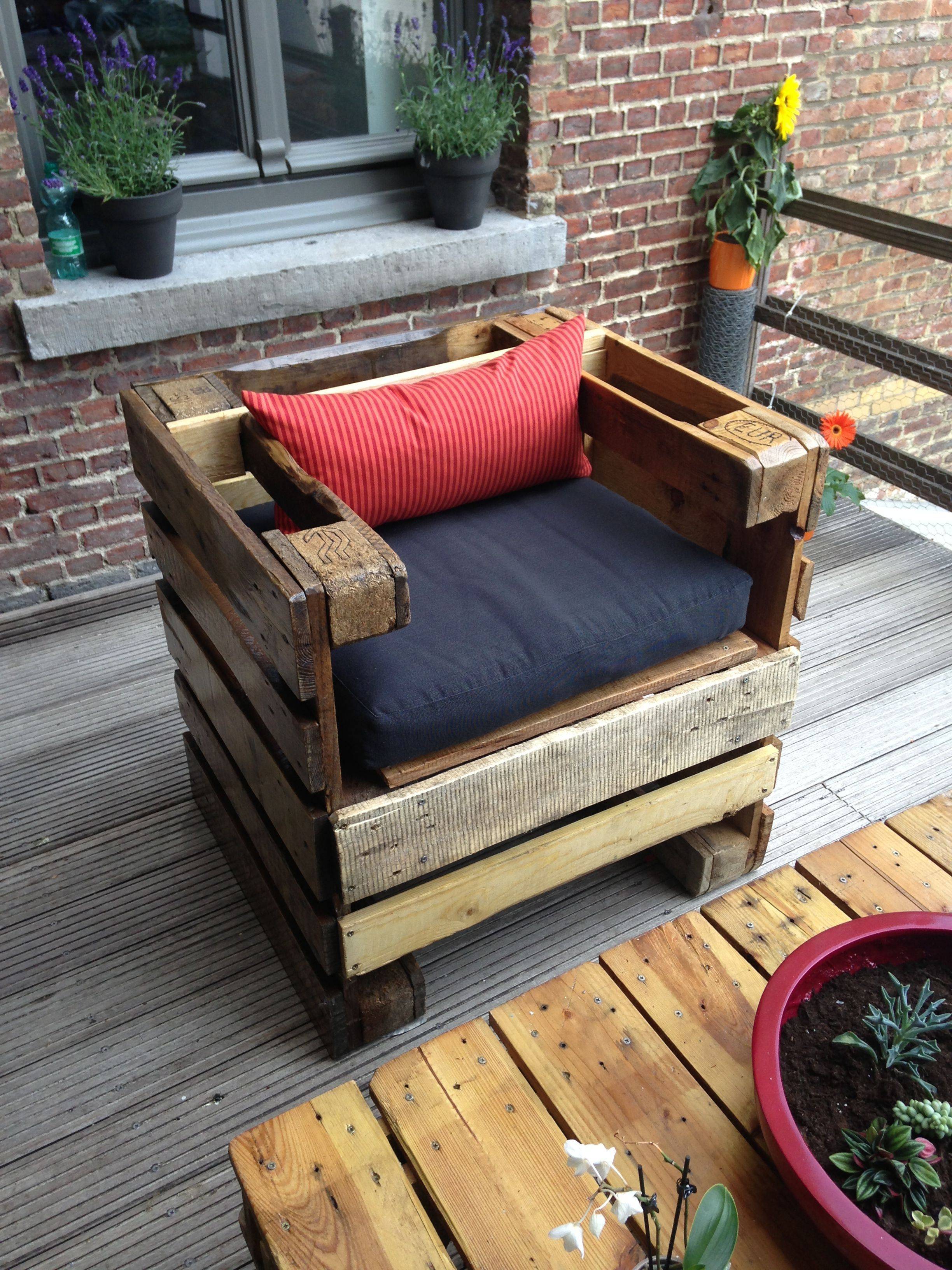 23 Recycled Garden Furniture Ideas You Cannot Miss | SharonSable