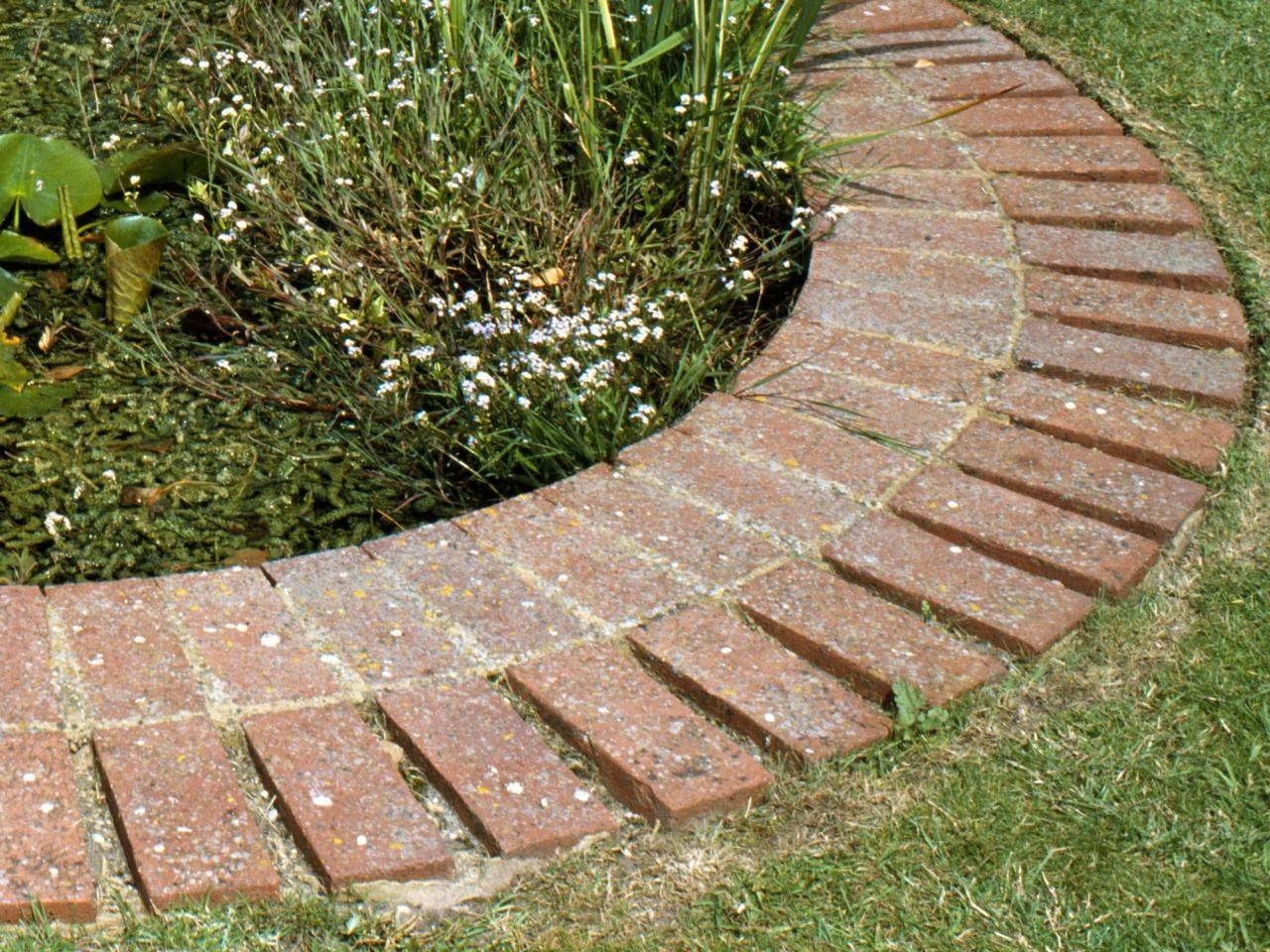 21 Curved Brick Garden Edging Ideas To Try This Year Sharonsable