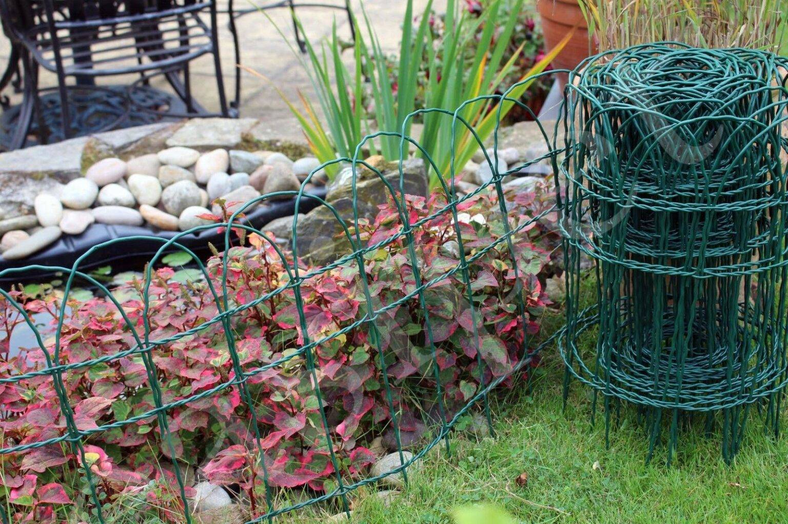 21 Wire Garden Border Fence Ideas To Consider | SharonSable