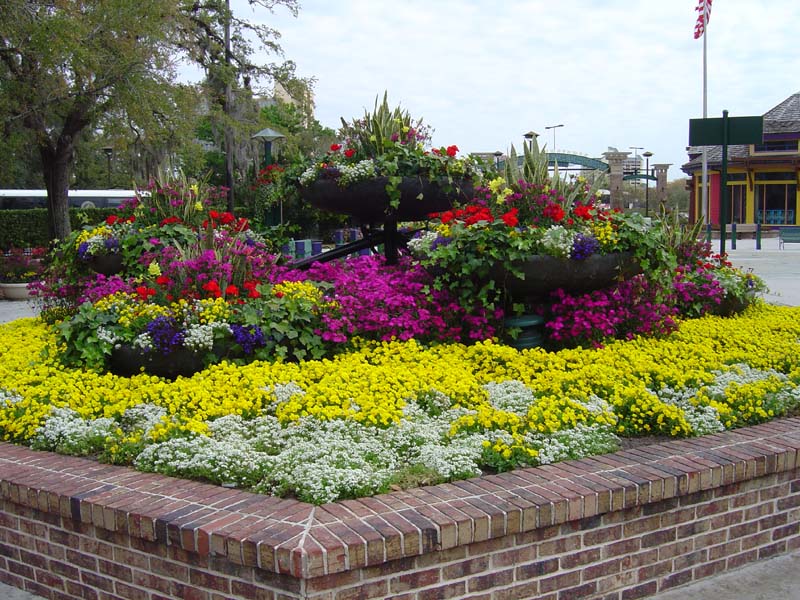 17 Home Flower Garden Design Ideas You Must Look | SharonSable