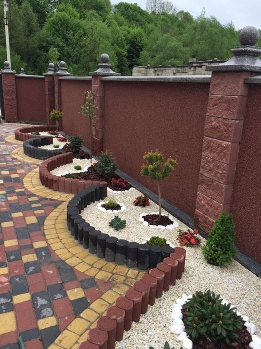 22 Gravel Front Garden Ideas To Try This Year | SharonSable