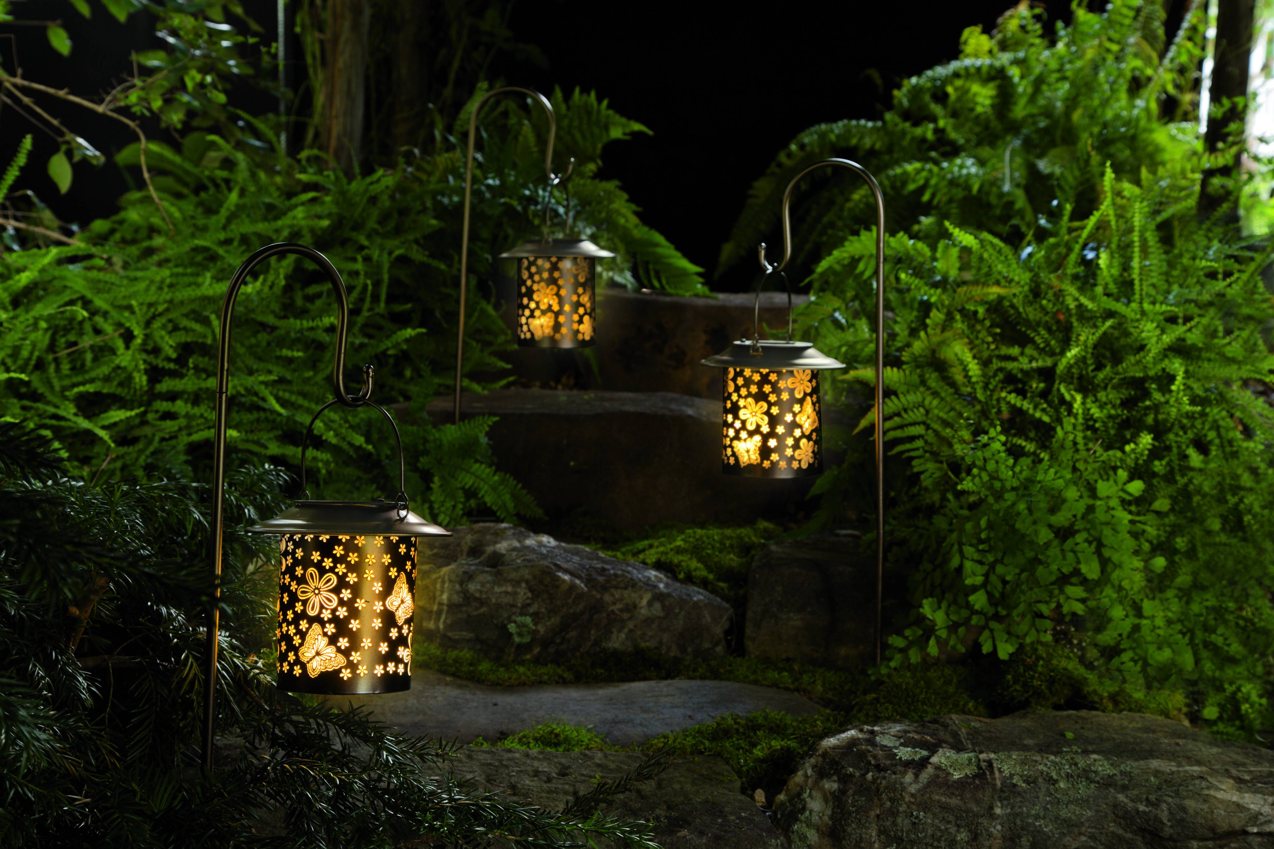 20 Whimsical Solar Garden Lights Ideas You Cannot Miss | SharonSable