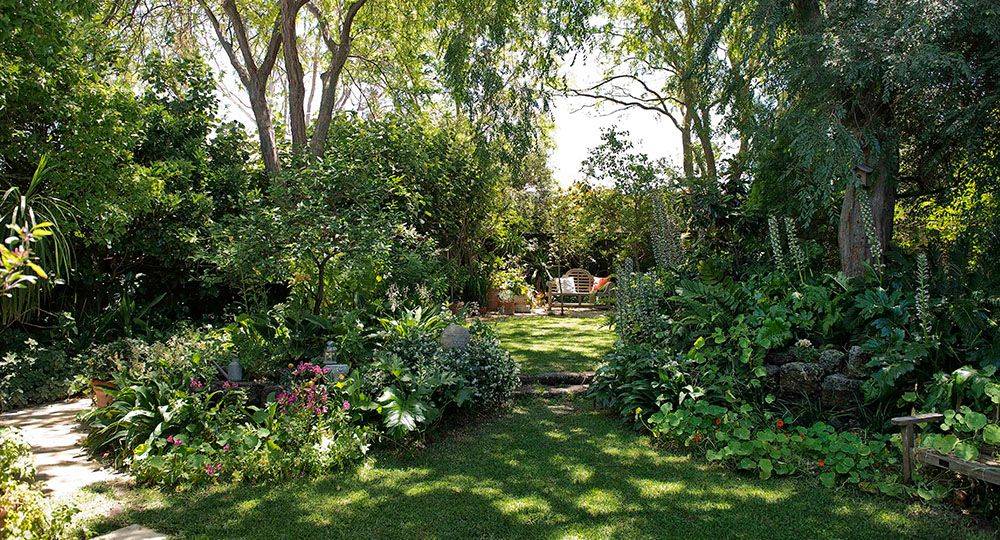 19 Garden Sanctuary Ideas You Should Check | SharonSable