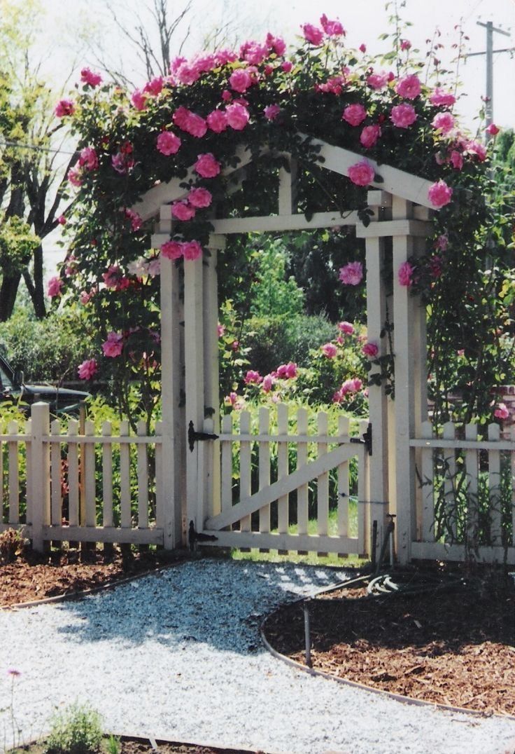 21 French Cottage Garden Gate Ideas For This Year | SharonSable