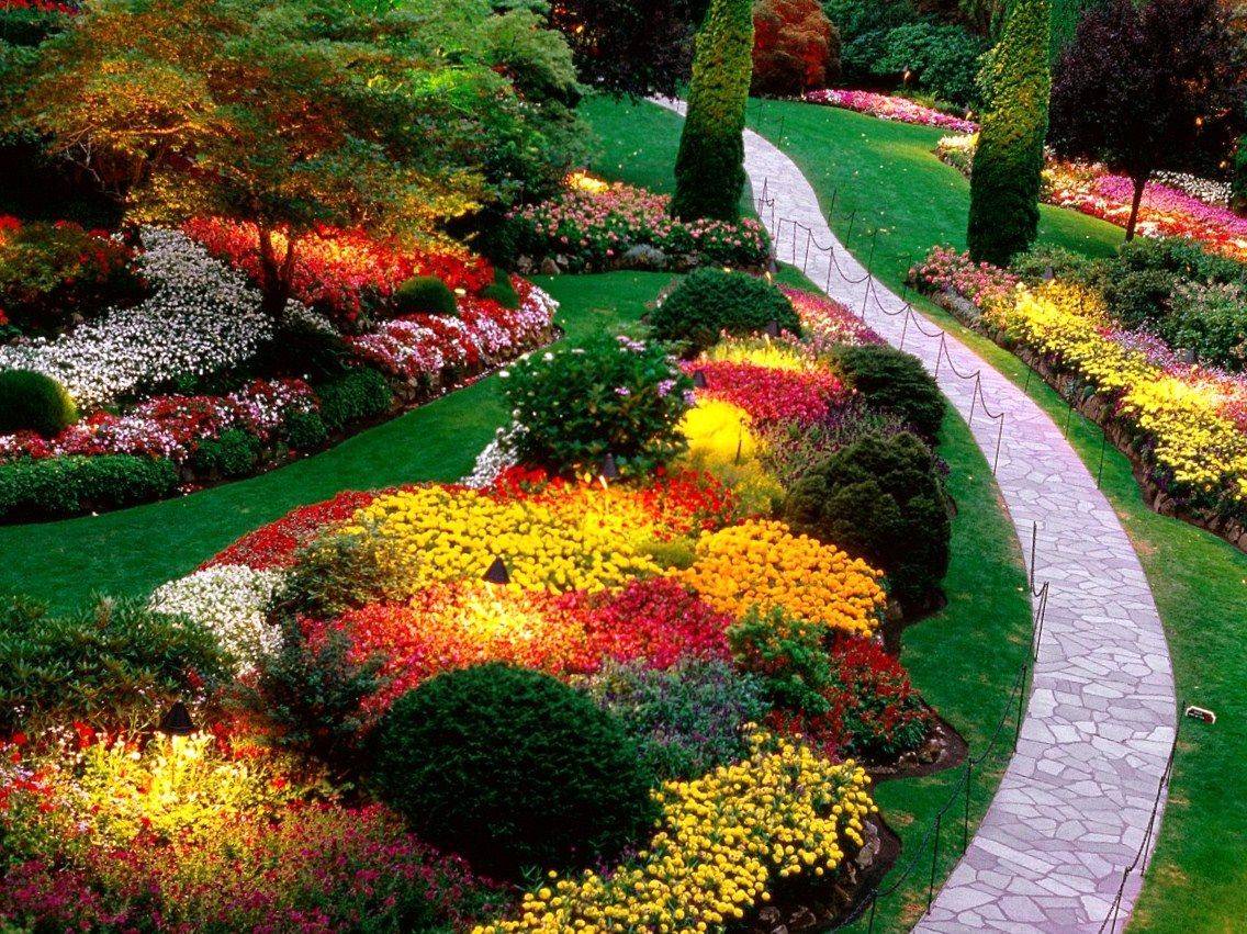 21 Amazing Flower Garden Landscape Ideas To Consider | SharonSable