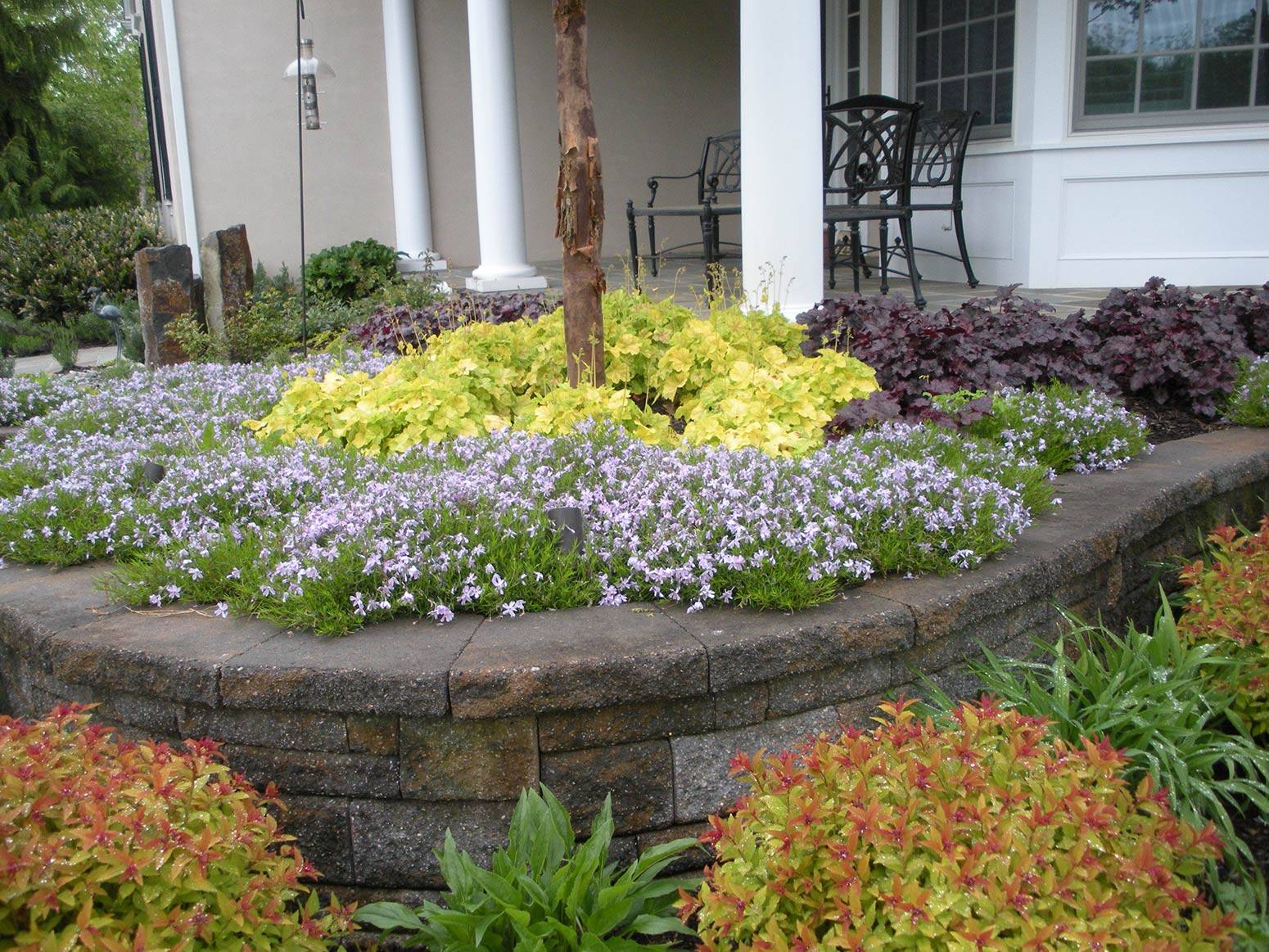 16 Flower Garden Layouts Ideas You Should Check | SharonSable