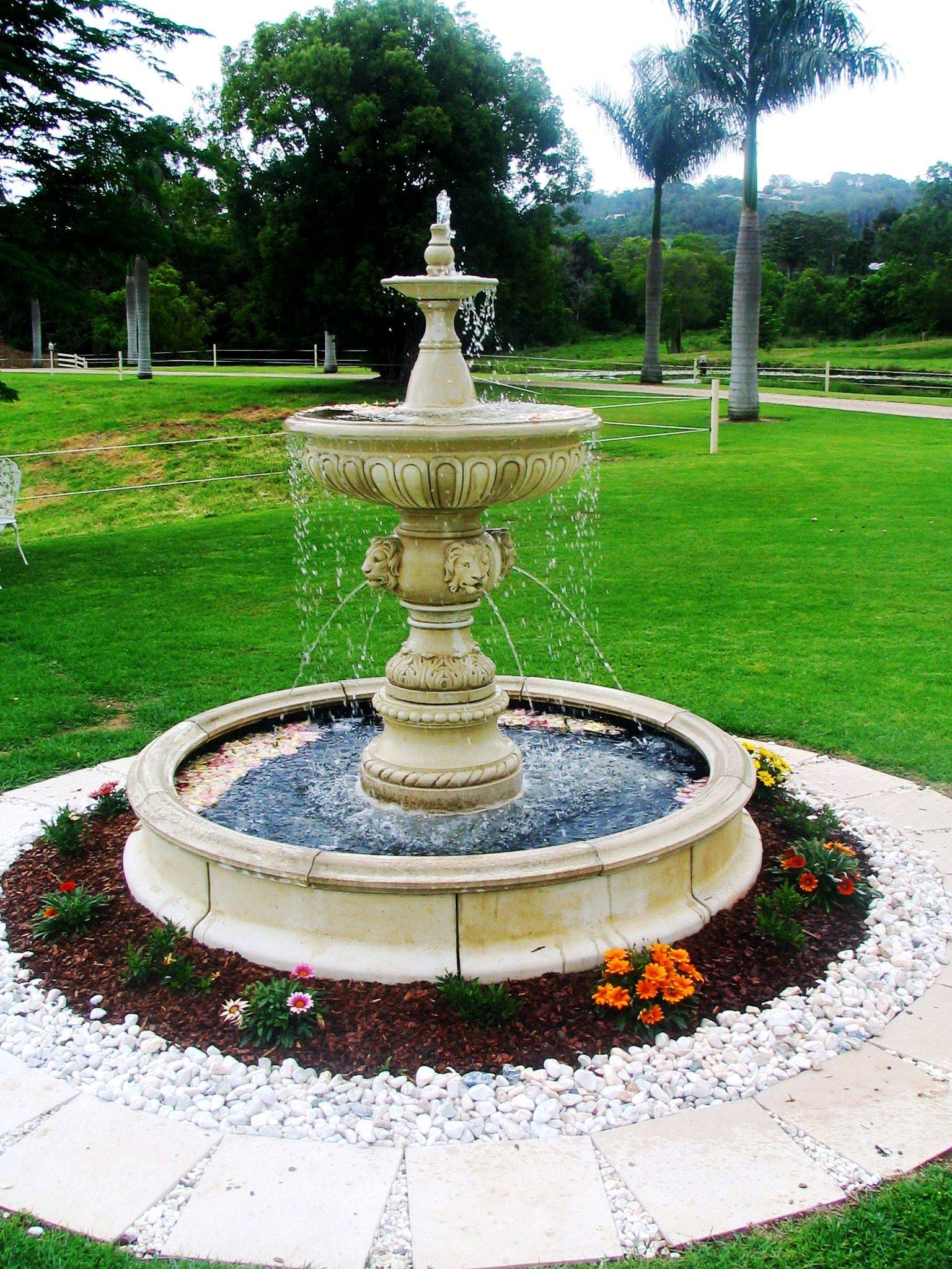 21 Small Garden Water Fountain Ideas You Should Check | SharonSable
