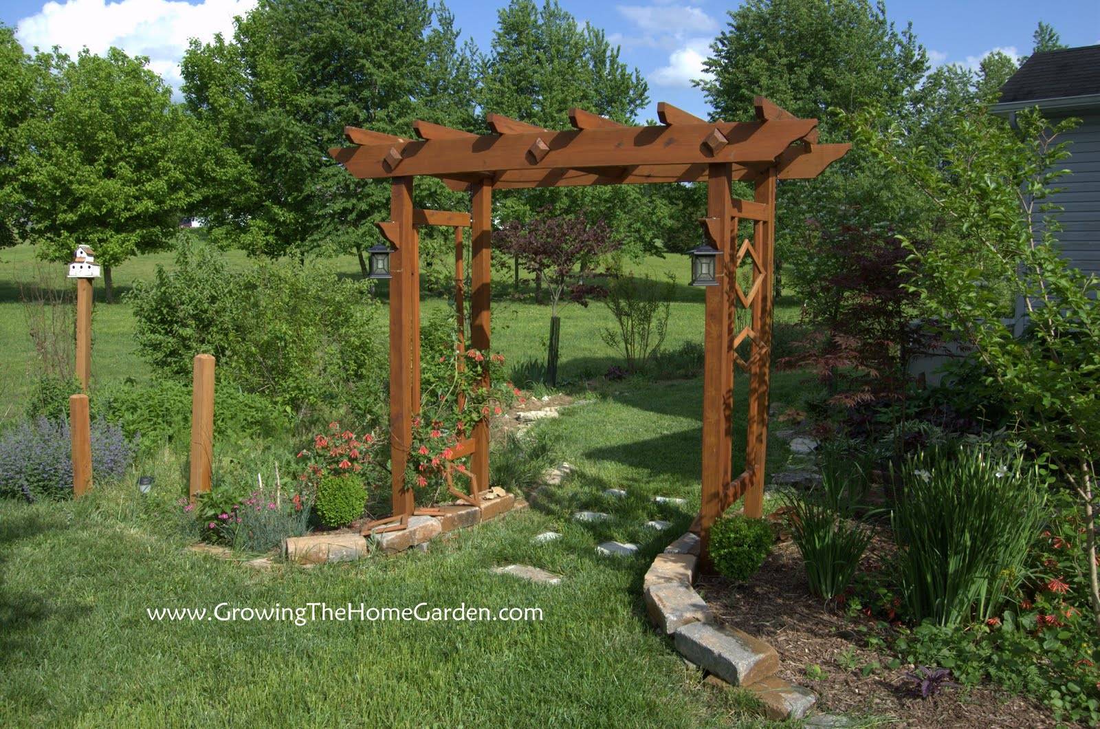 21 Japanese Garden Arbor Ideas You Cannot Miss | SharonSable