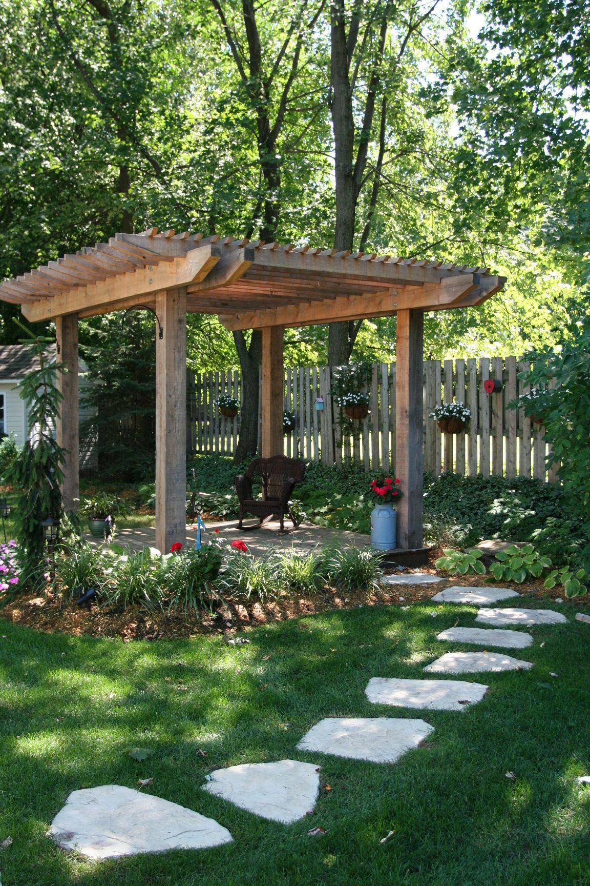 21 Japanese Garden Arbor Ideas You Cannot Miss | SharonSable