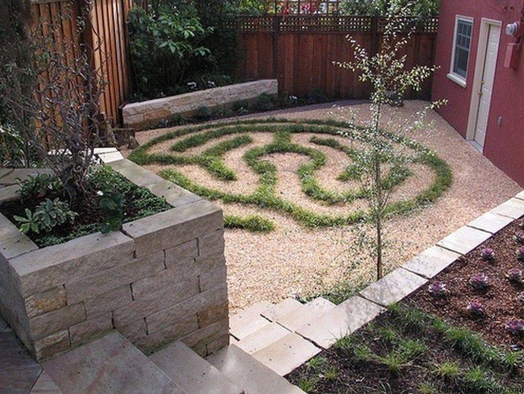 22 Small Labyrinth Design for Garden Ideas Worth a Look | SharonSable