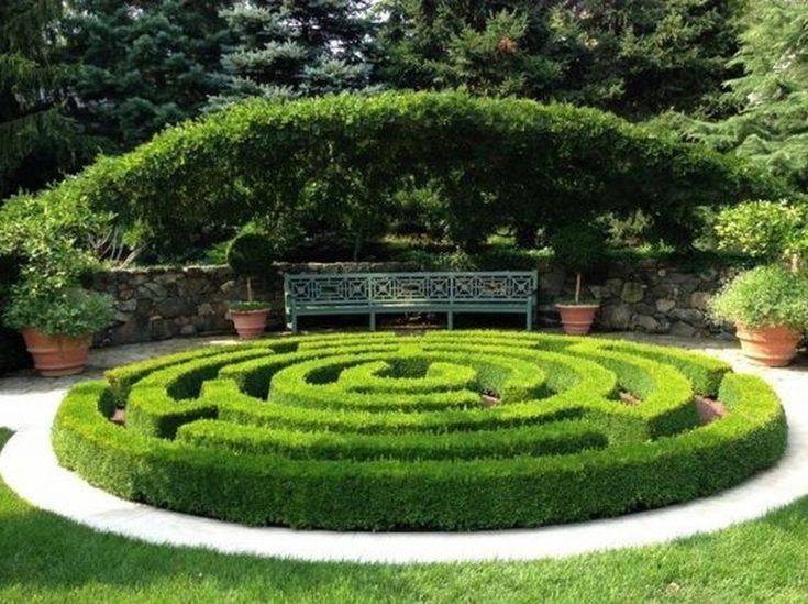 21 Labyrinth Flower Garden Ideas You Should Look | SharonSable