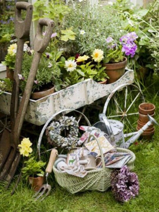 22 Country Primitive Garden Ideas To Try This Year | SharonSable