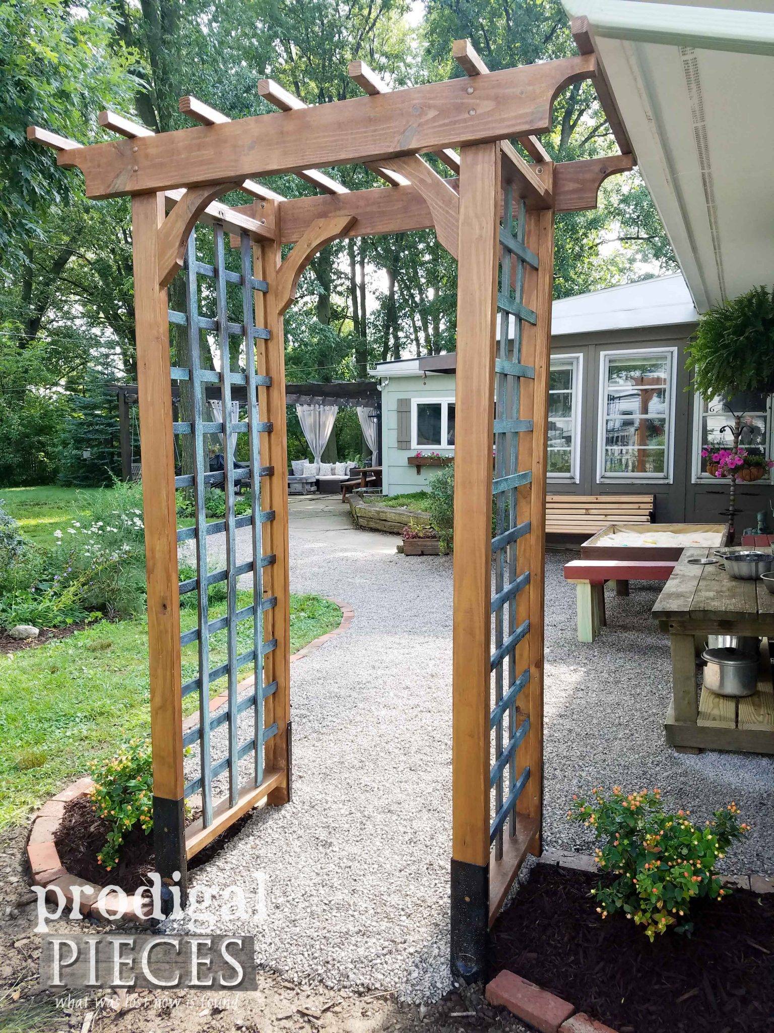 18 Homemade Garden Arbor Ideas You Cannot Miss | SharonSable