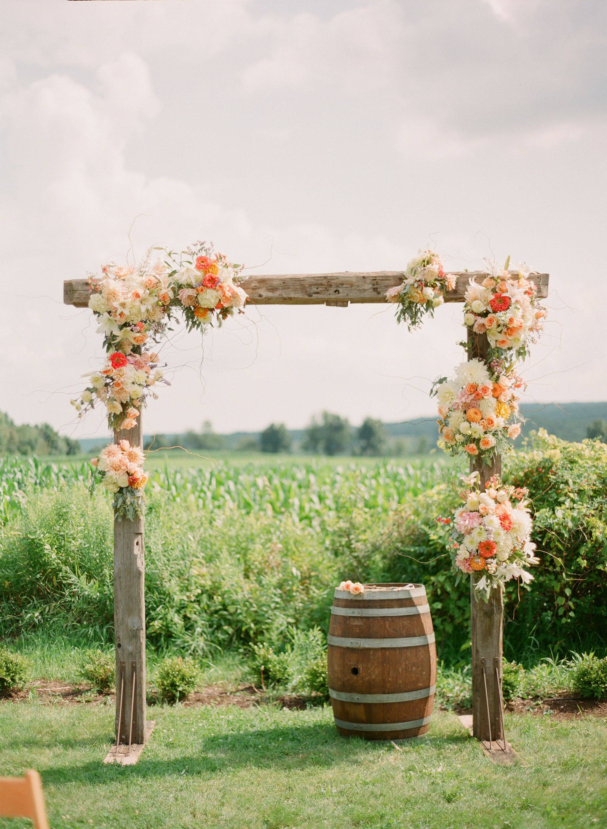 17 Rustic Garden Wedding Ideas You Must Look | SharonSable