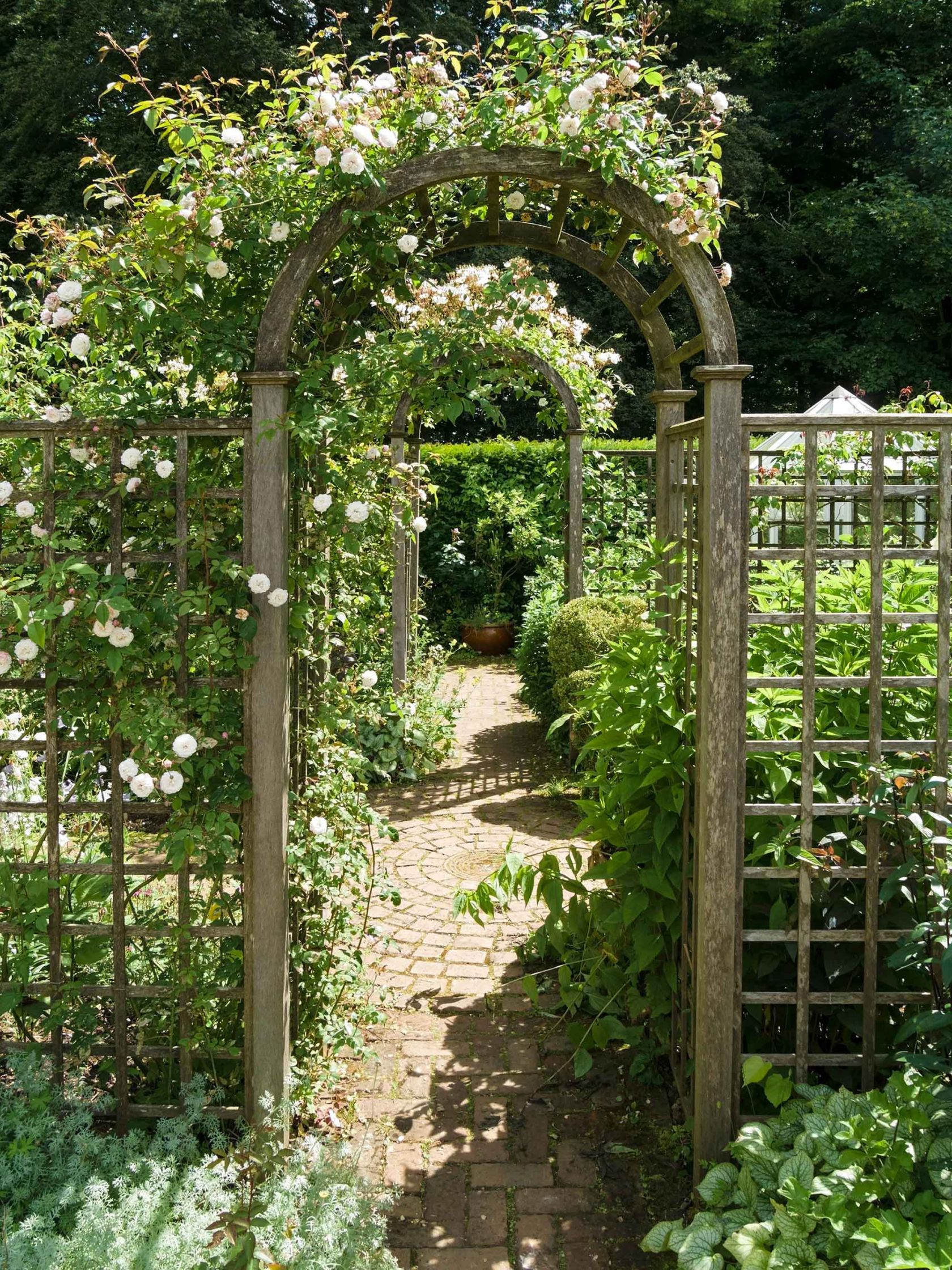 23 Garden Arches and Arbors Ideas Worth to Check | SharonSable
