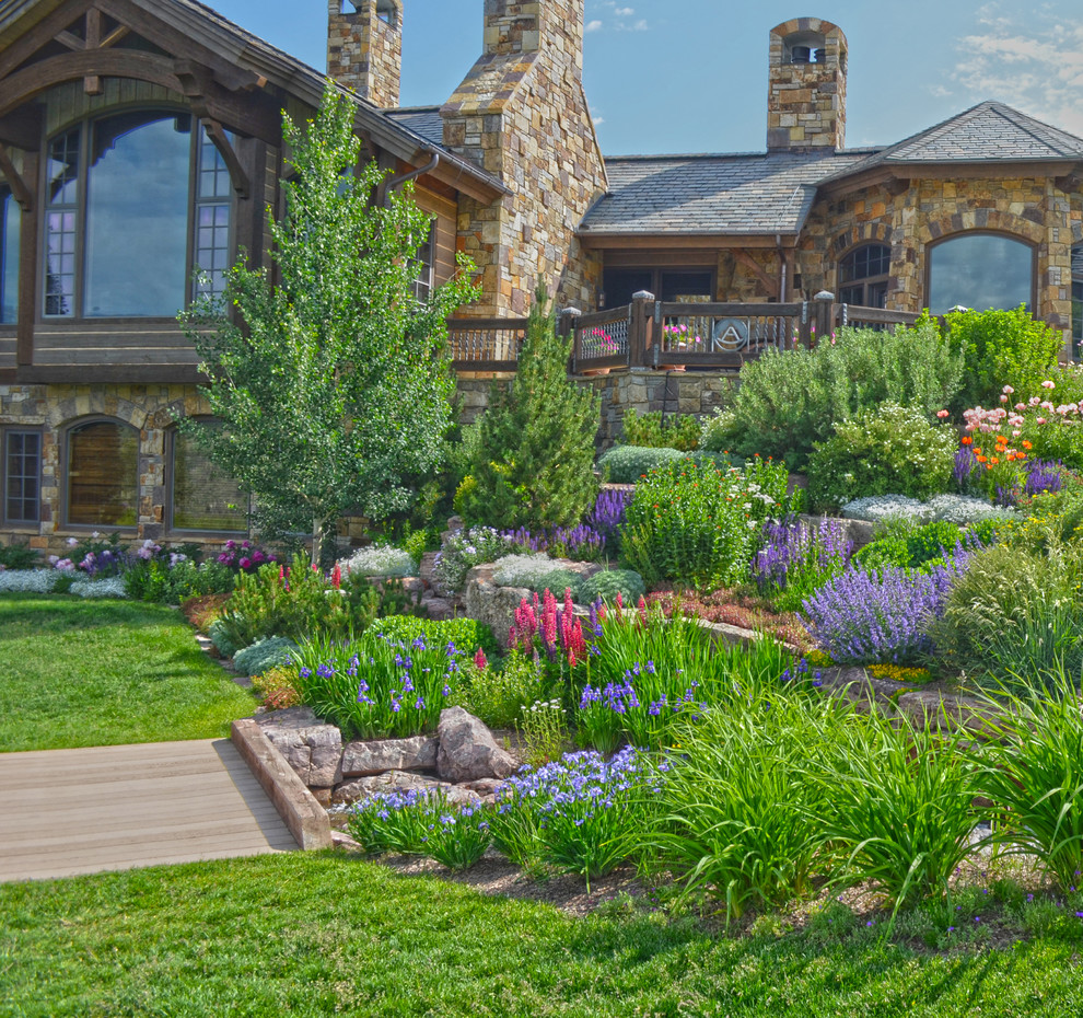 18 Modern Rustic Garden Ideas Worth to Check | SharonSable