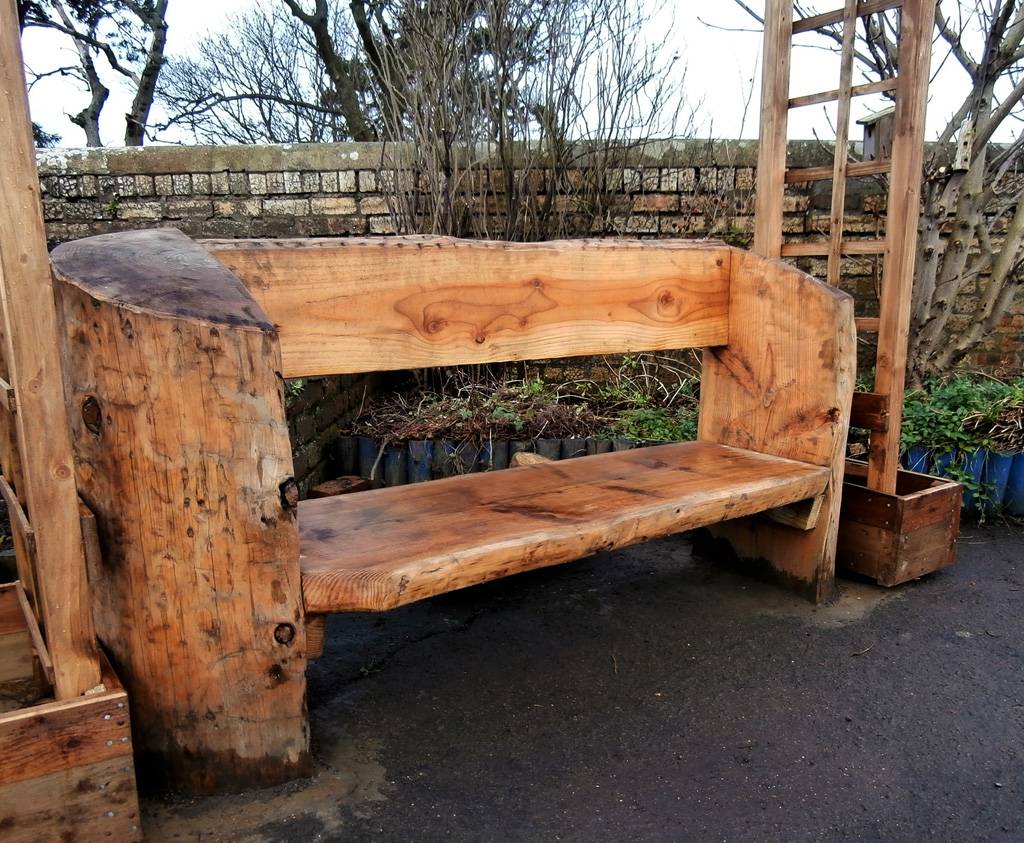 23 Rustic Log Garden Bench Ideas You Should Look | SharonSable