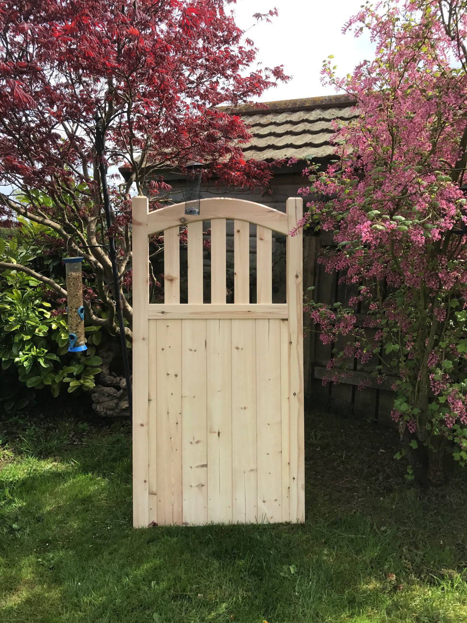 22 Wooden Garden Gate Door Ideas You Gonna Love | SharonSable