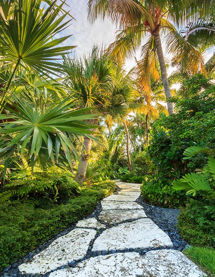 24 Backyard Ideas Tropical Garden Design You Cannot Miss | SharonSable