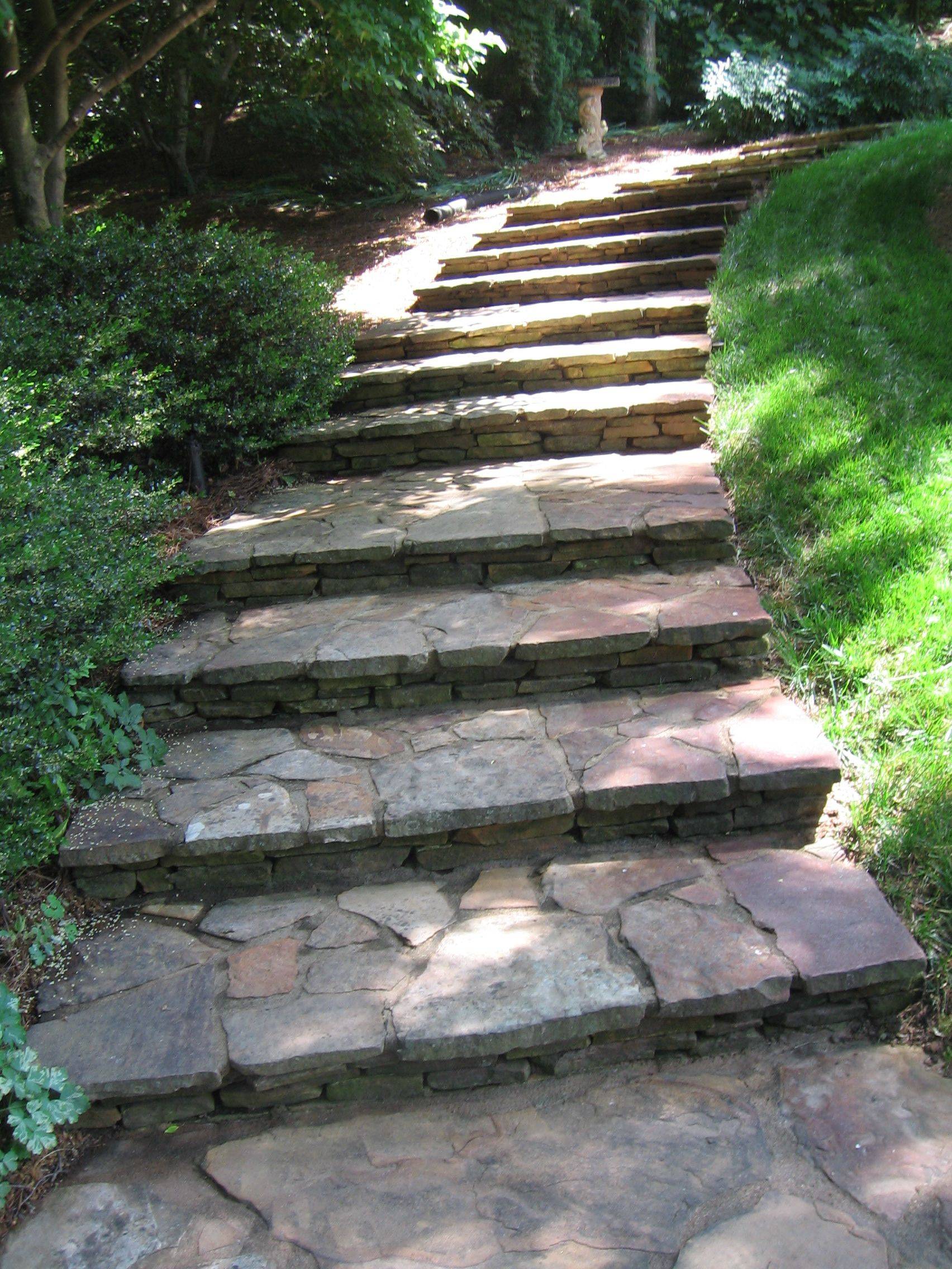 23 Flagstone Garden Steps Ideas To Try This Year | SharonSable