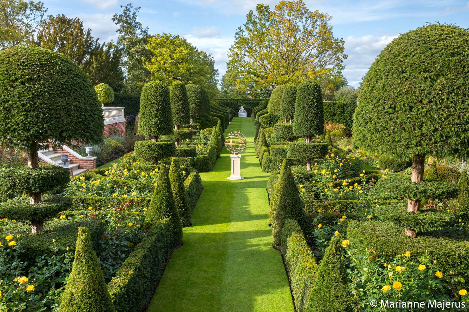 21 Formal Flower Garden Ideas For This Year | SharonSable