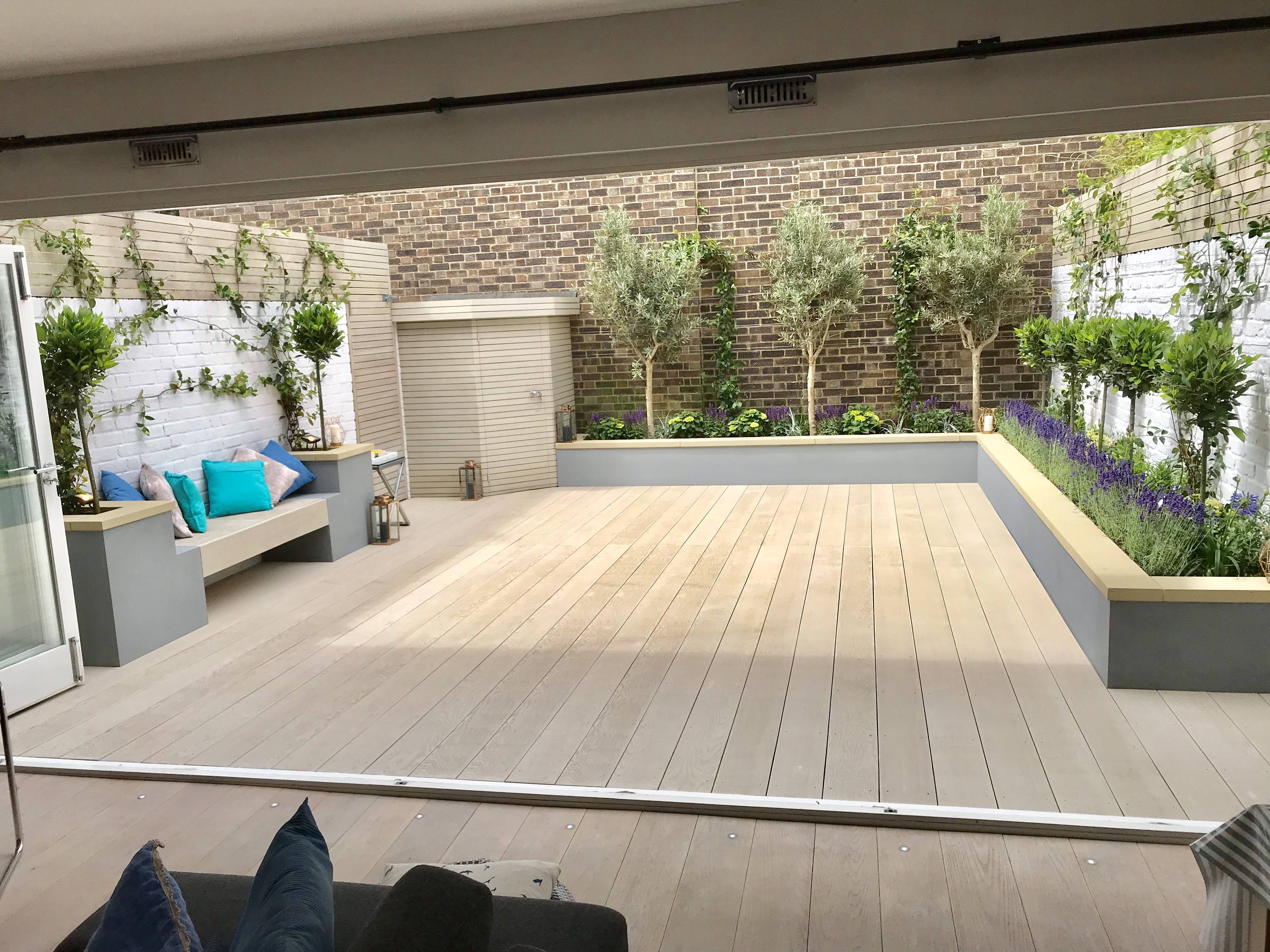 20 Grey Garden Decking Ideas You Should Look | SharonSable