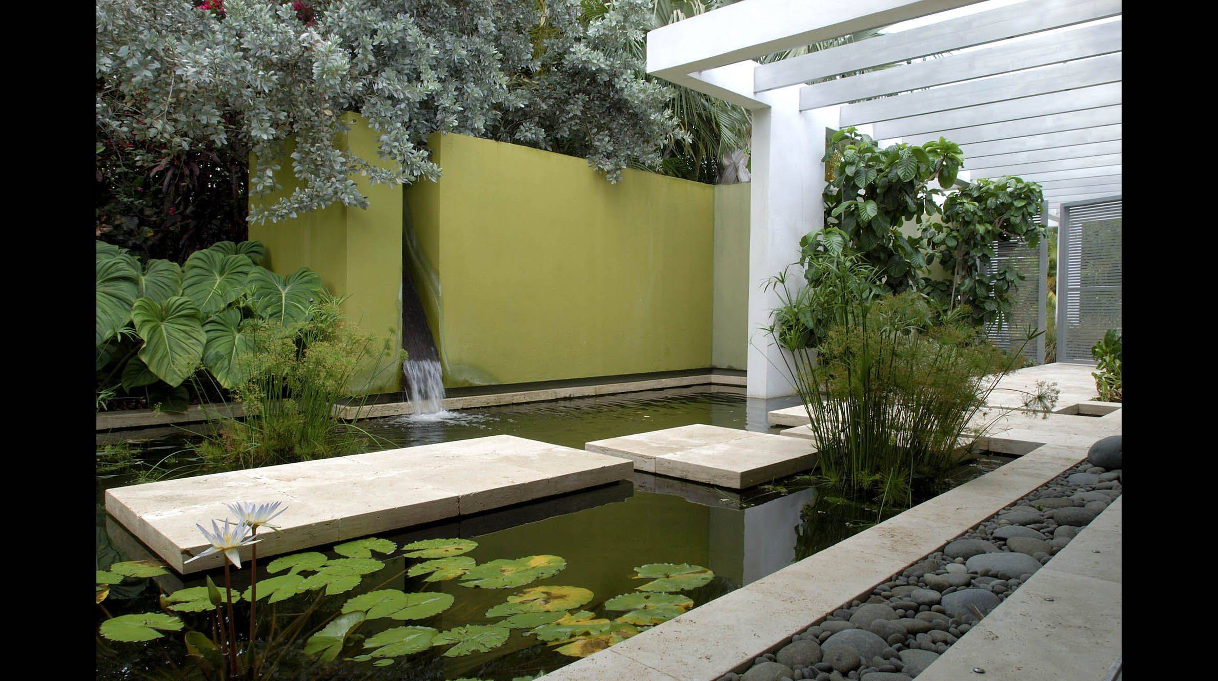 19 Modern Water Garden Design Ideas Worth to Check | SharonSable