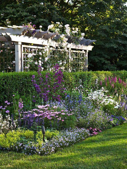 23 English Estate Garden Ideas To Consider | SharonSable