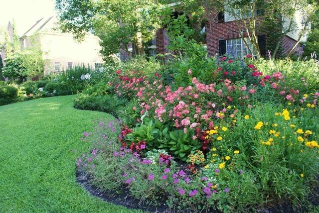 24 Traditional English Garden Design Ideas To Consider | SharonSable