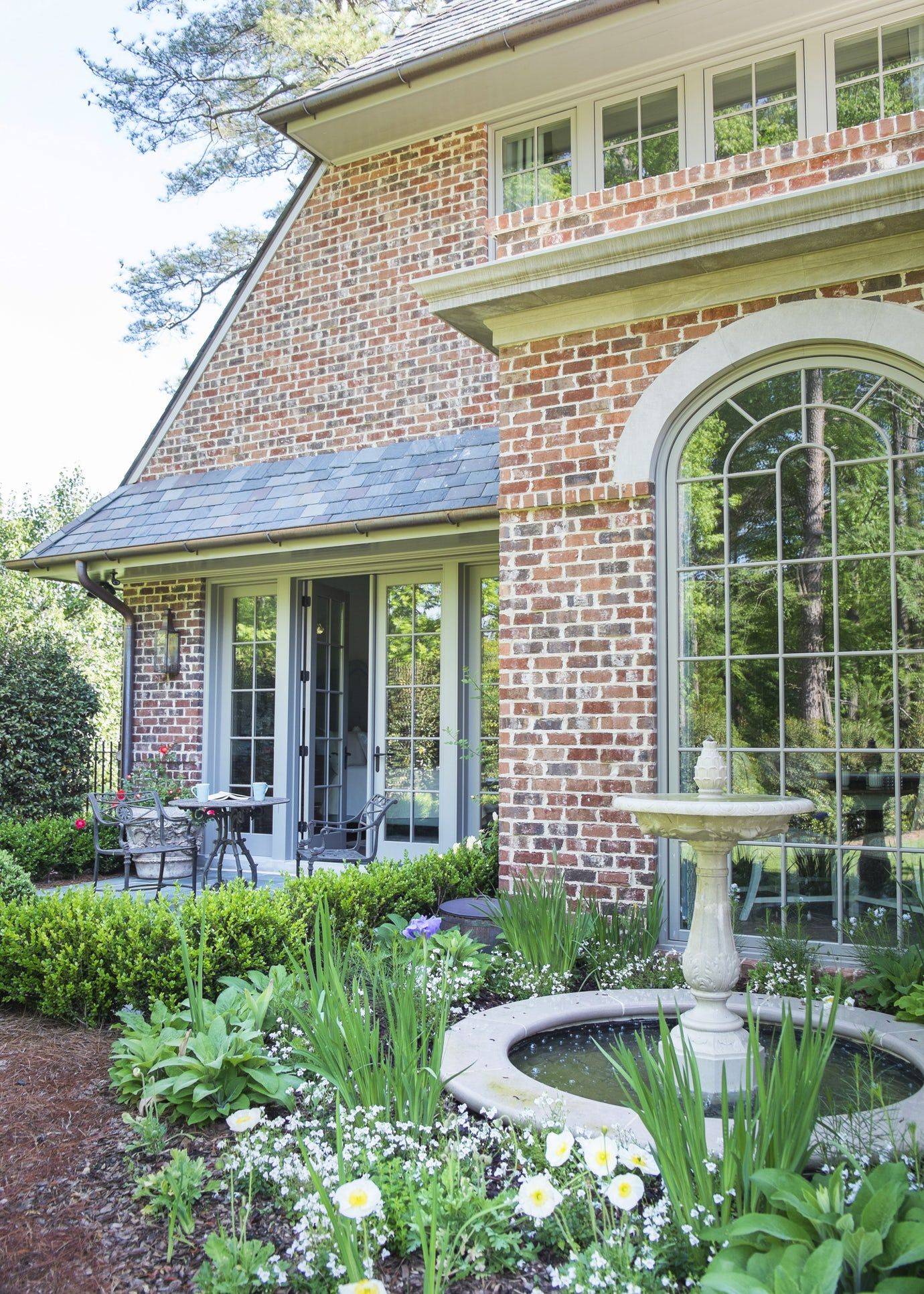 19 English Country Estate Garden Ideas You Should Check | SharonSable