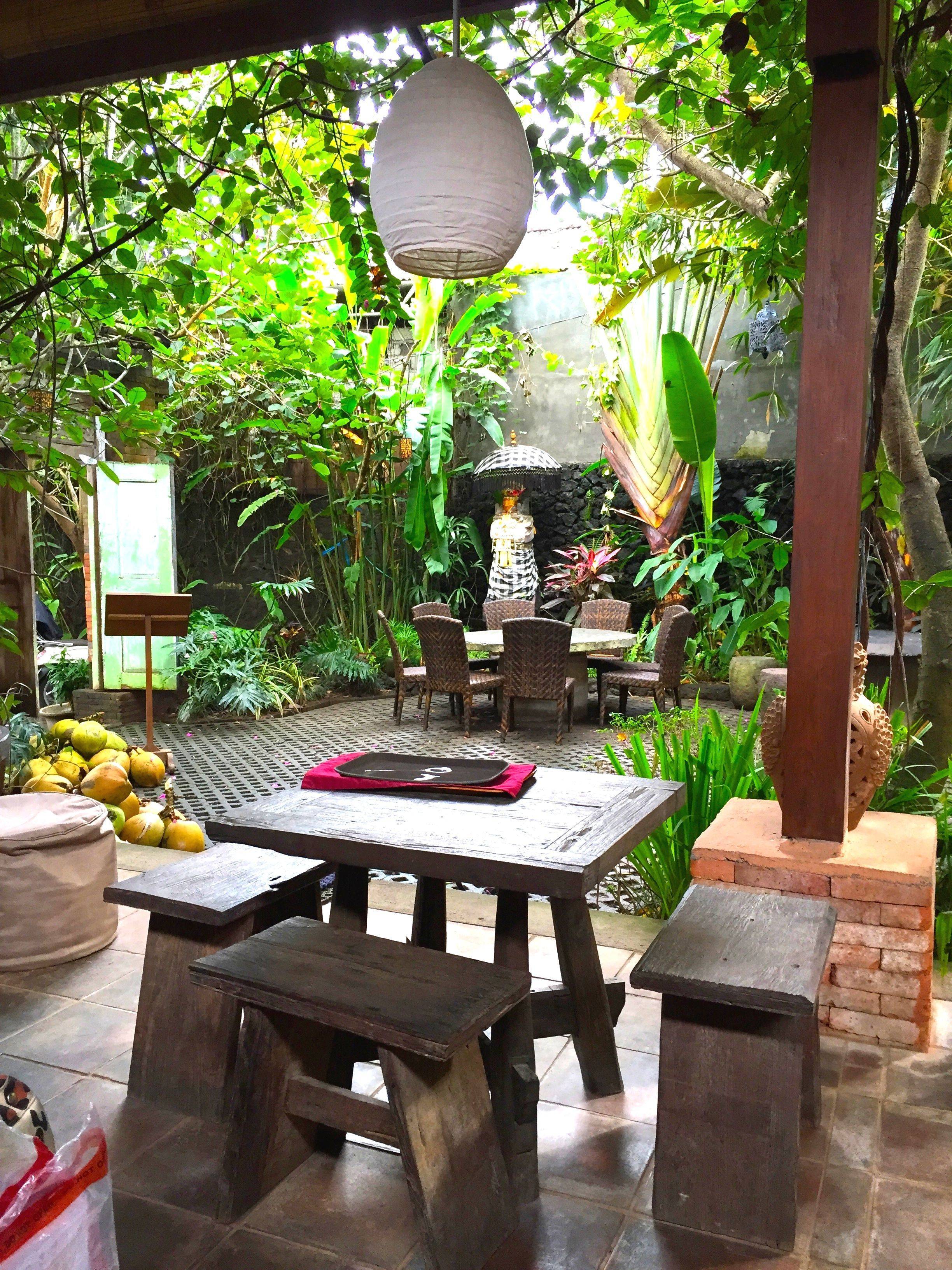 25 Calming Garden Ideas To Try This Year | SharonSable