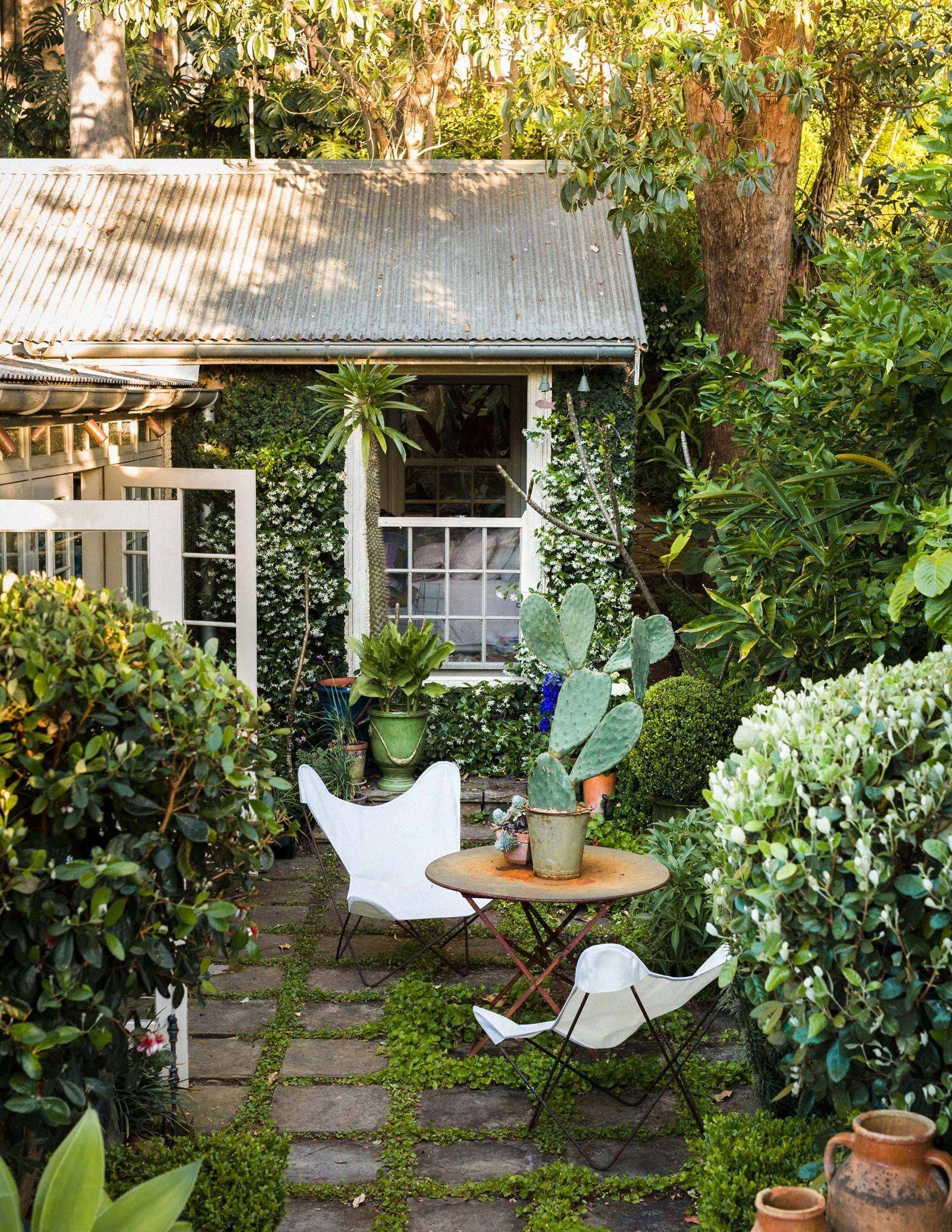 25 Calming Garden Ideas To Try This Year | SharonSable