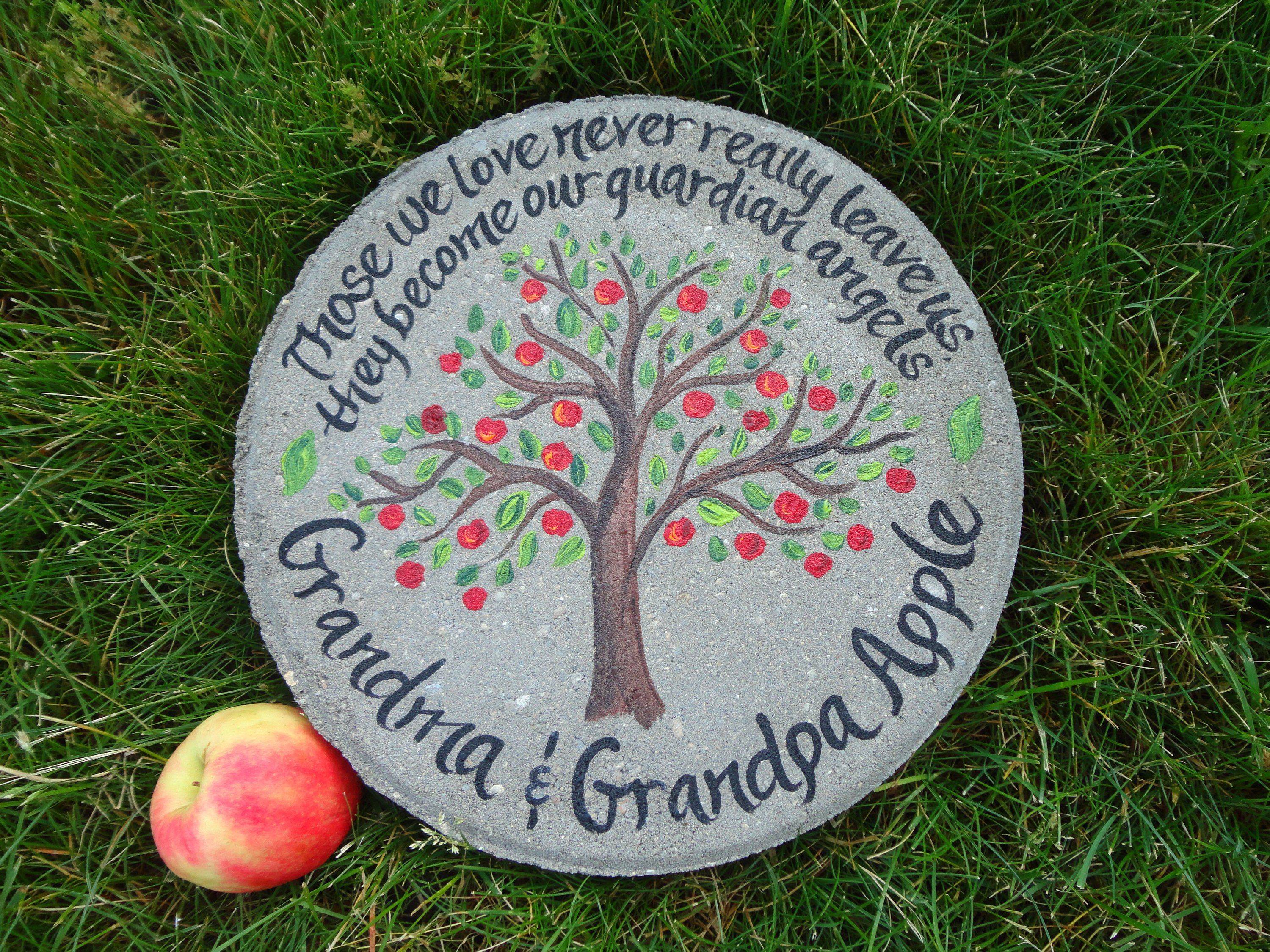 18 Memorial Garden Stepping Stones Ideas To Try This Year | SharonSable