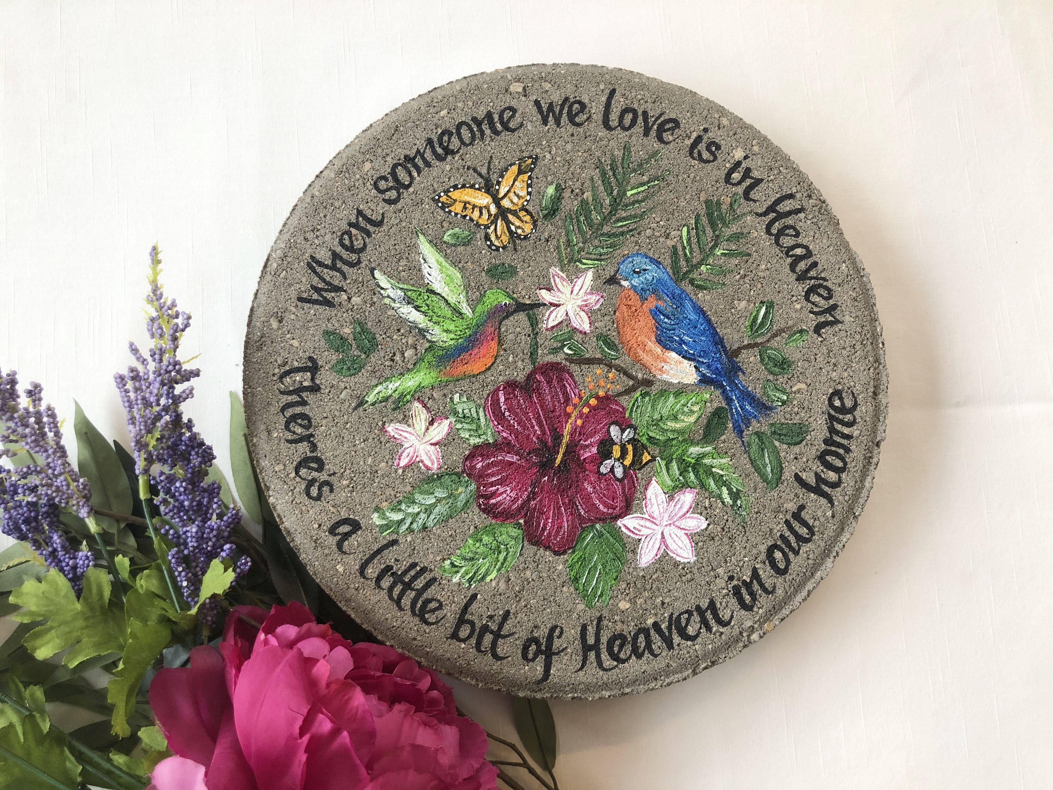 18 Memorial Garden Stepping Stones Ideas To Try This Year | SharonSable