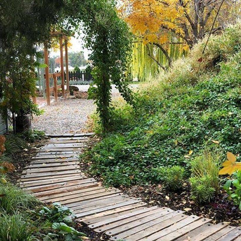 22 Pallet Walkways in Lawns and Garden Ideas Worth a Look | SharonSable