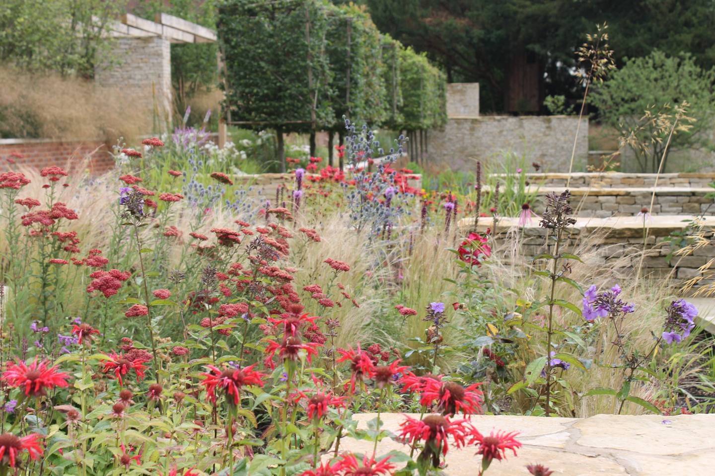 22 Country Spring Garden Ideas Worth to Check | SharonSable