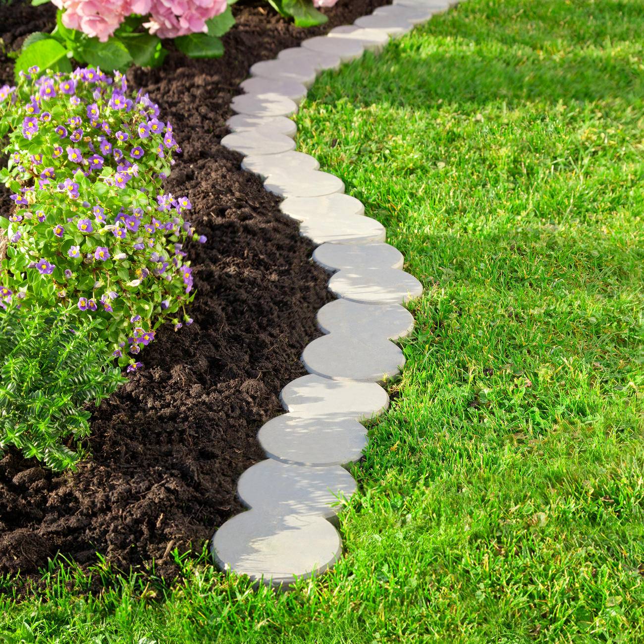 21 Stone Garden Path Edging Ideas You Must Look | SharonSable
