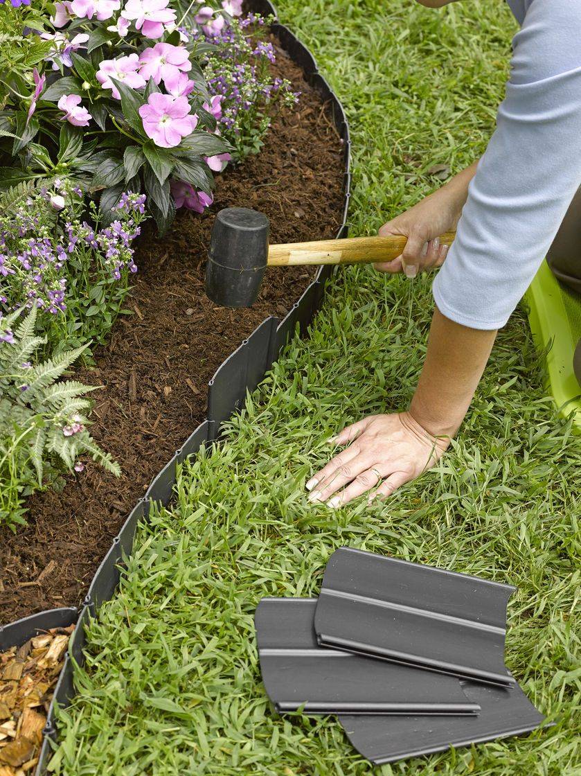 17 Rubber Garden Edging Ideas To Try This Year | SharonSable