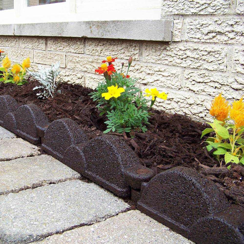 17 Rubber Garden Edging Ideas To Try This Year | SharonSable