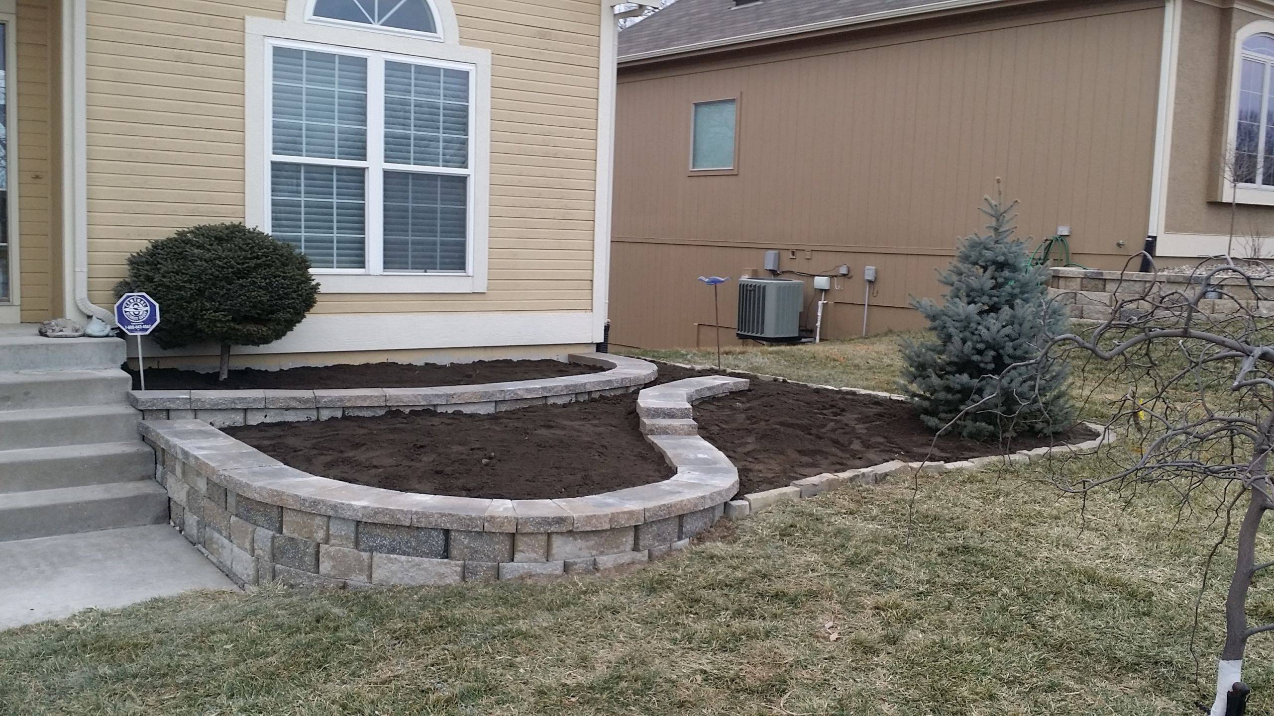 26 Stone Look Garden Border Ideas For This Year | SharonSable