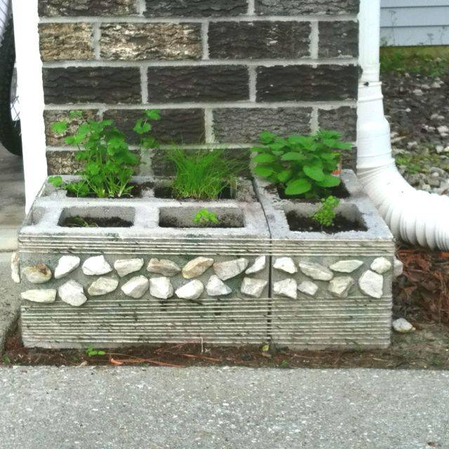20 Cinder Block Herb Garden Ideas You Should Check | SharonSable