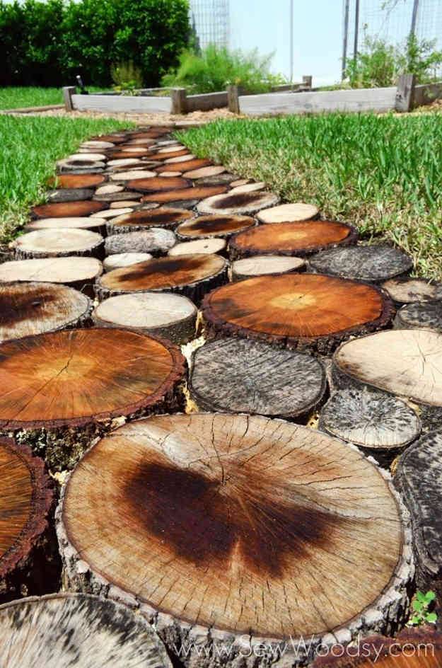 19 Tree Log DIY Projects for Your Garden Ideas To Try This Year ...