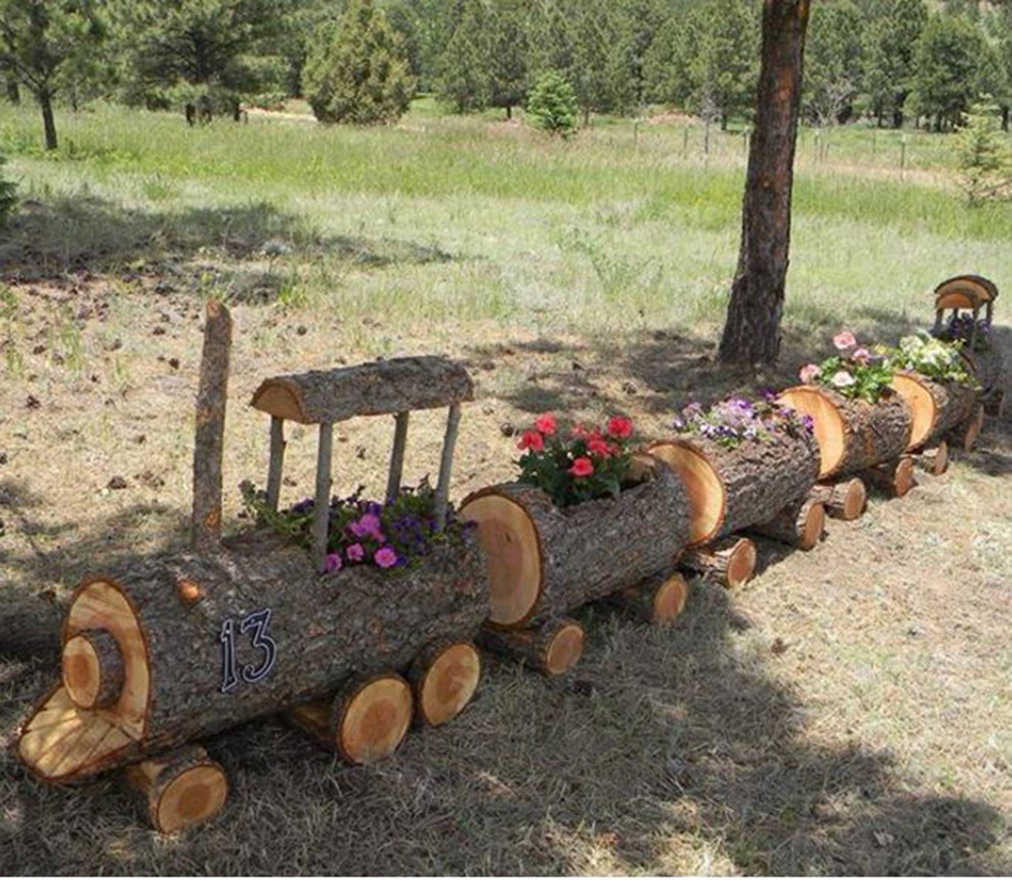 23 DIY Wood Log Garden Ideas To Try This Year | SharonSable