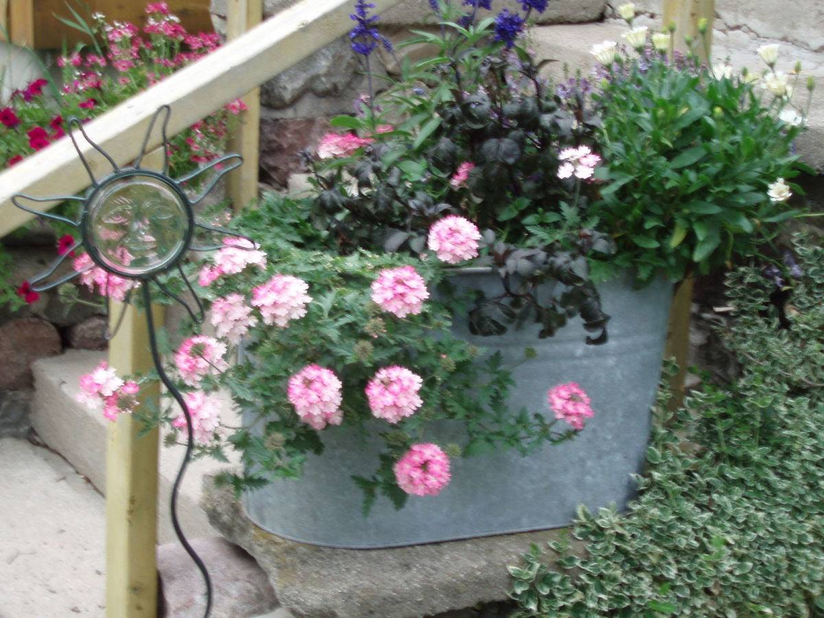 21 Recycled Garden Containers Ideas Worth to Check | SharonSable