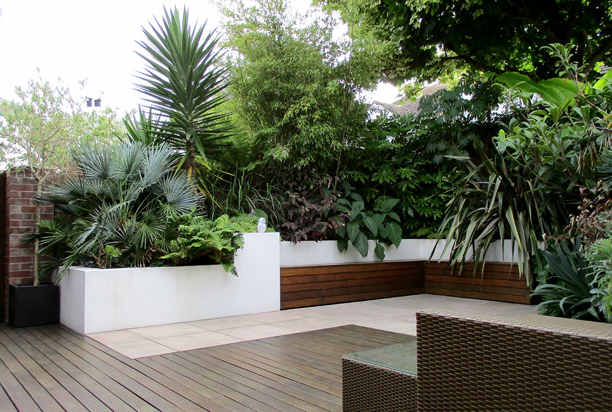 22 Modern Tropical Garden Ideas Worth a Look | SharonSable